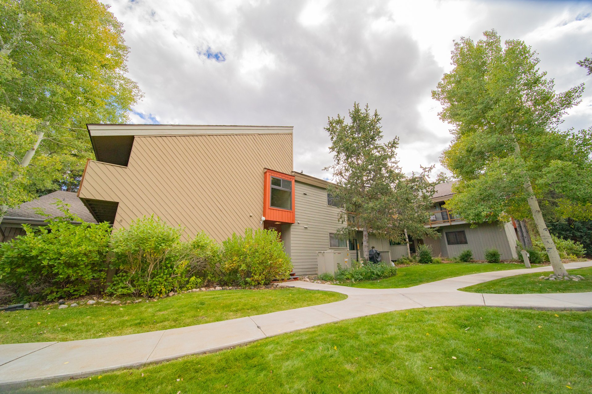 Flying Dutchman HOA in Keystone CO