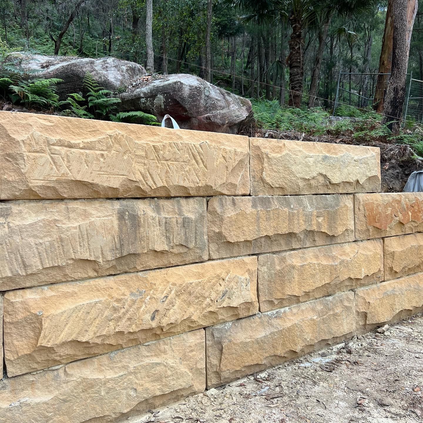 Retaining wall contractors | Sydney