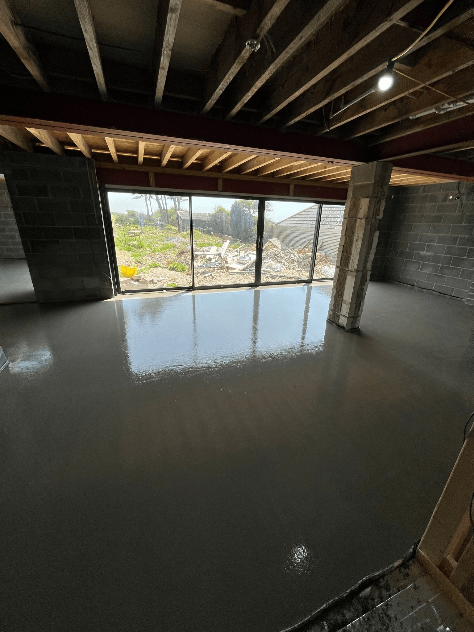 Floor Screeding & Rendering | Weymouth | SW Liquid Screed & Spray Rendering