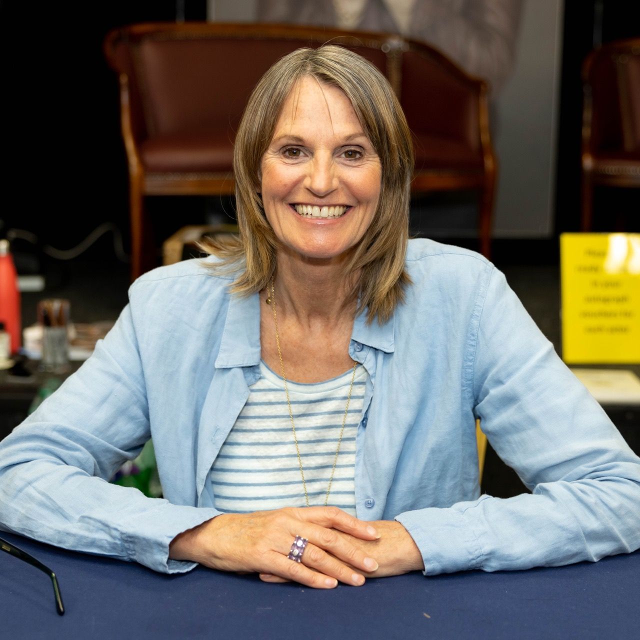 Meet and Greet Photography | Expert Photographer Services