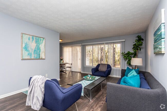 The Woods At Peppertree Apartments | Decatur, GA