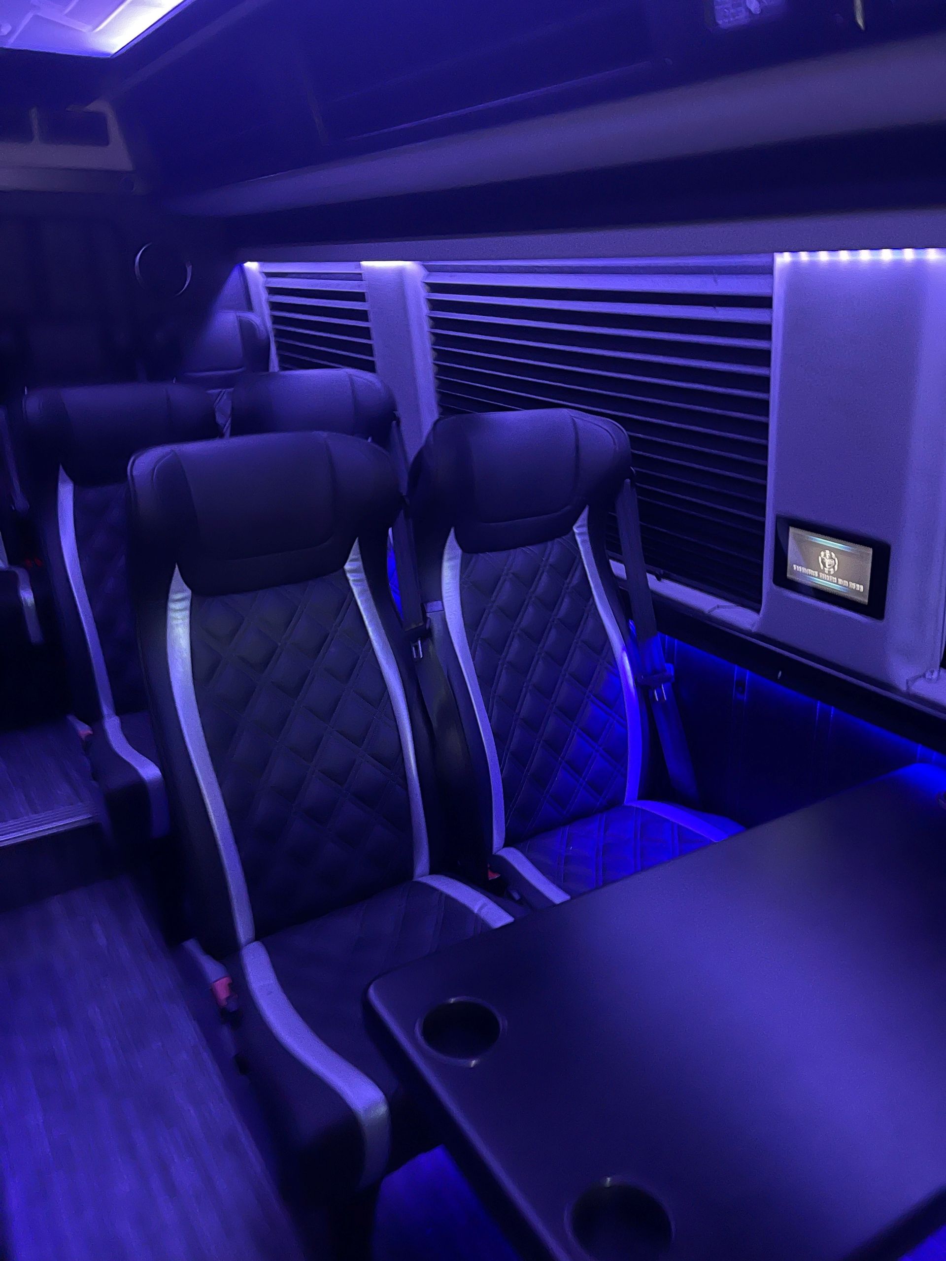 Explore Our Luxury Fleet | SUVs, Sprinters, Mini Buses | Onyx Black Car