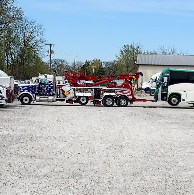 Gallery - Fort Wayne, IN - Blue Eagle Towing