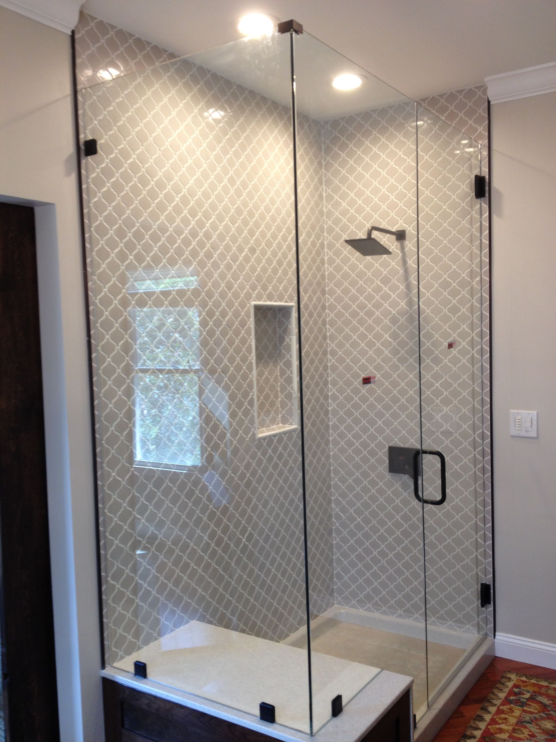 Full Servs Glass Company | Alton, IL | Lyons Glass