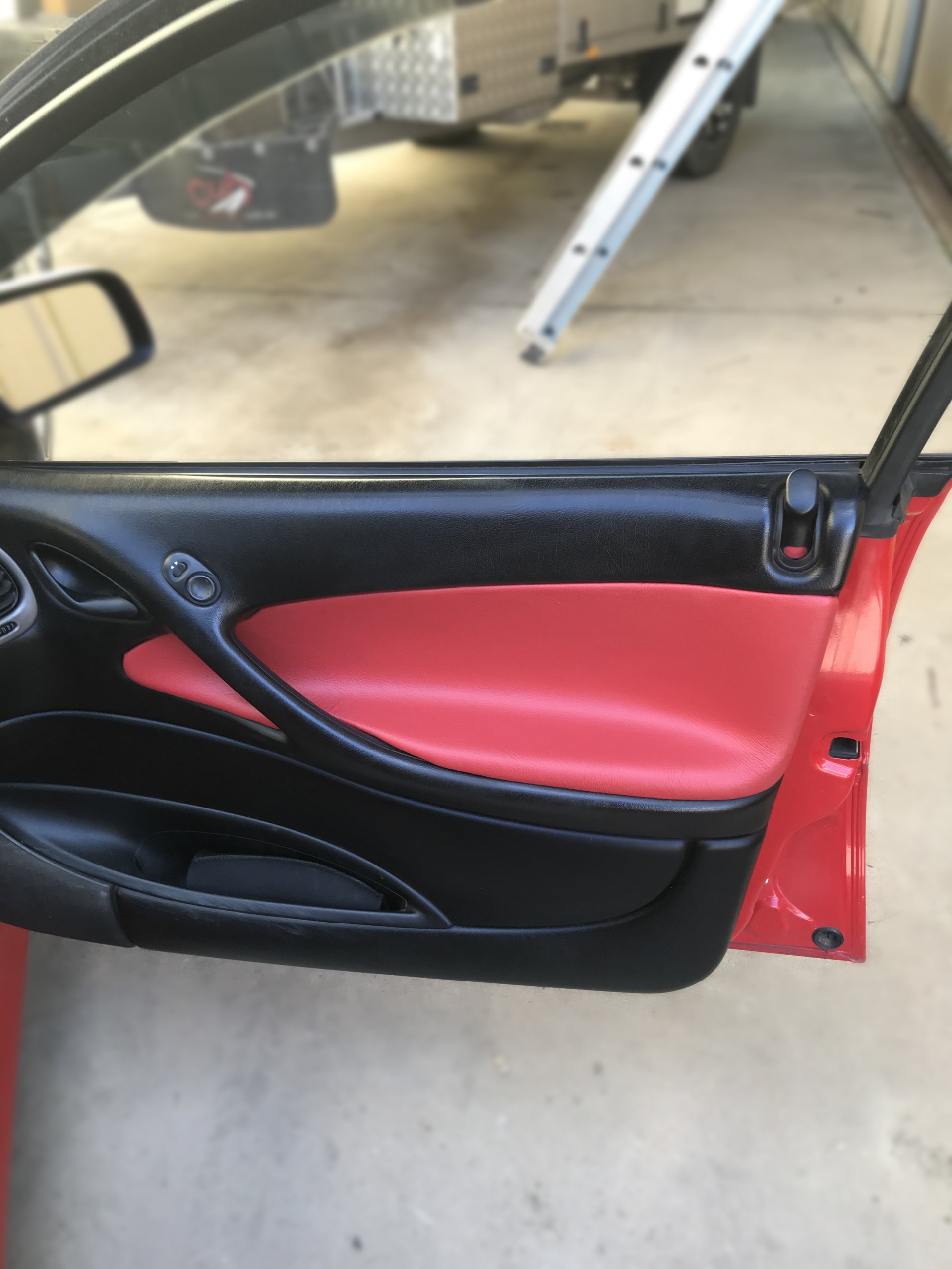 Best Automotive Upholstery Doors & Trims | Universal Upholstery