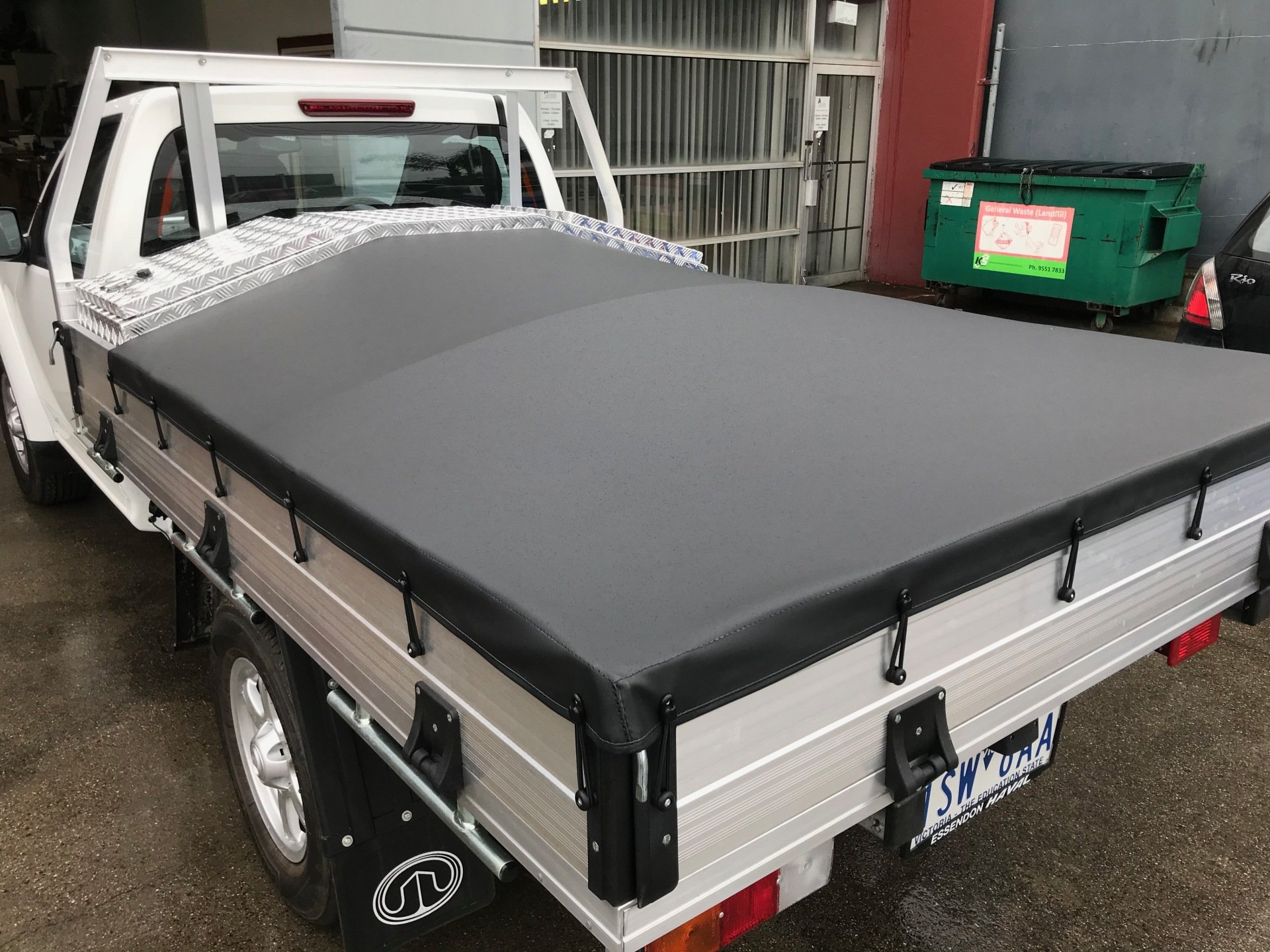 Tonneaus Upholster Albury Wodonga | Universal Upholstery