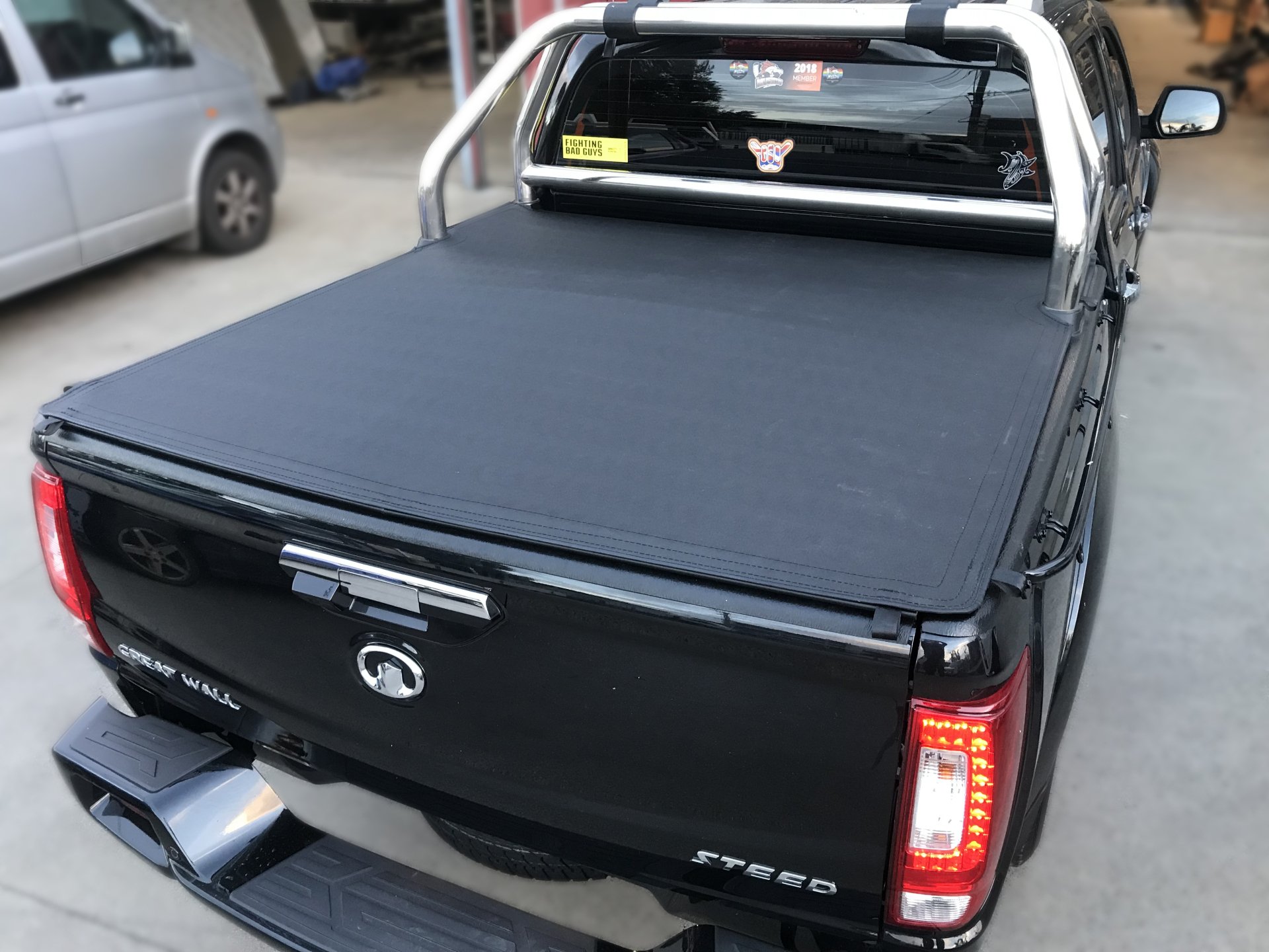 Tonneaus Upholster Albury Wodonga | Universal Upholstery