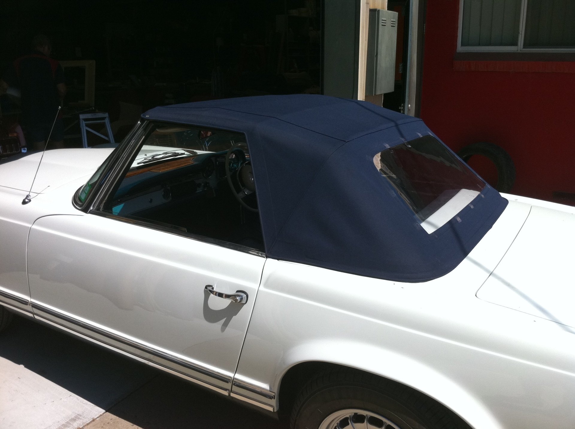 Tonneau Covers, Vinyl Roofs, Soft Tops Repair for Cars Albury