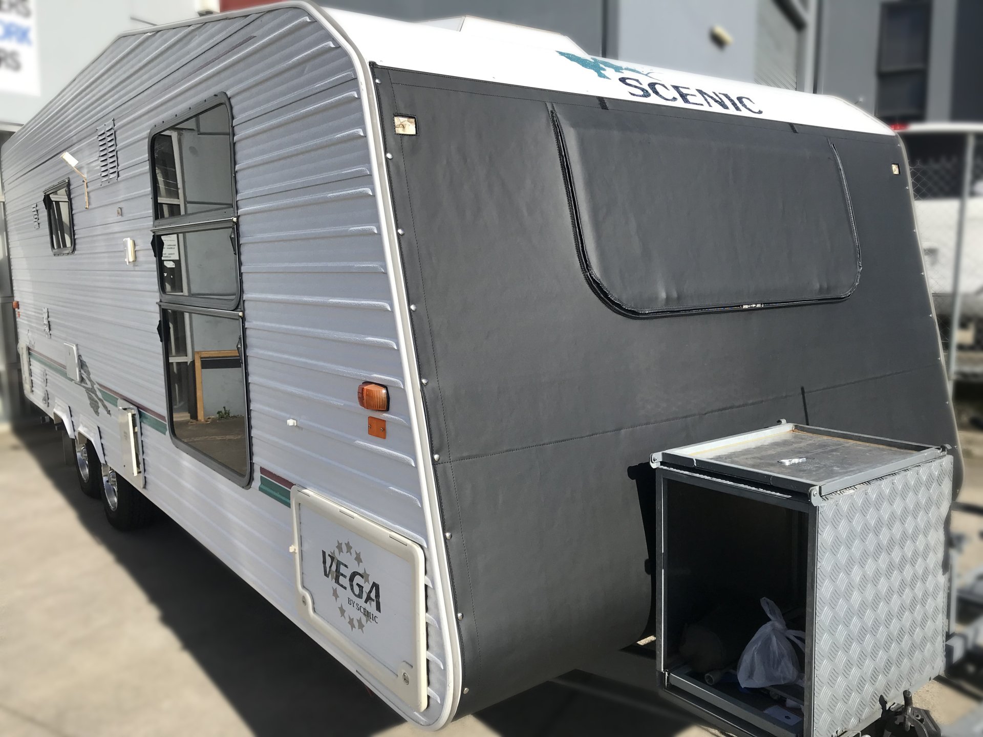 Canvas & PVC Product Upholstery Albury Wodonga