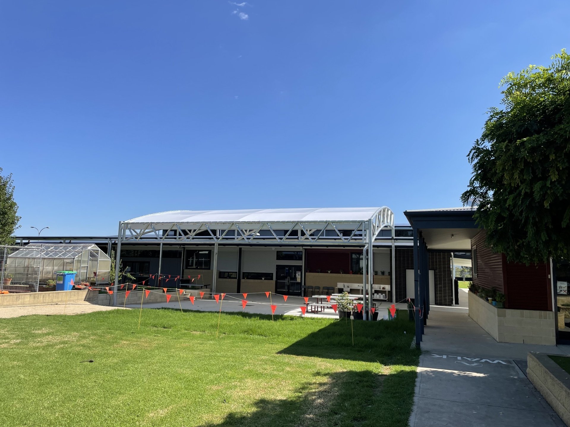 Shade Sails Upholstery Albury Wodonga | Universal Upholstery