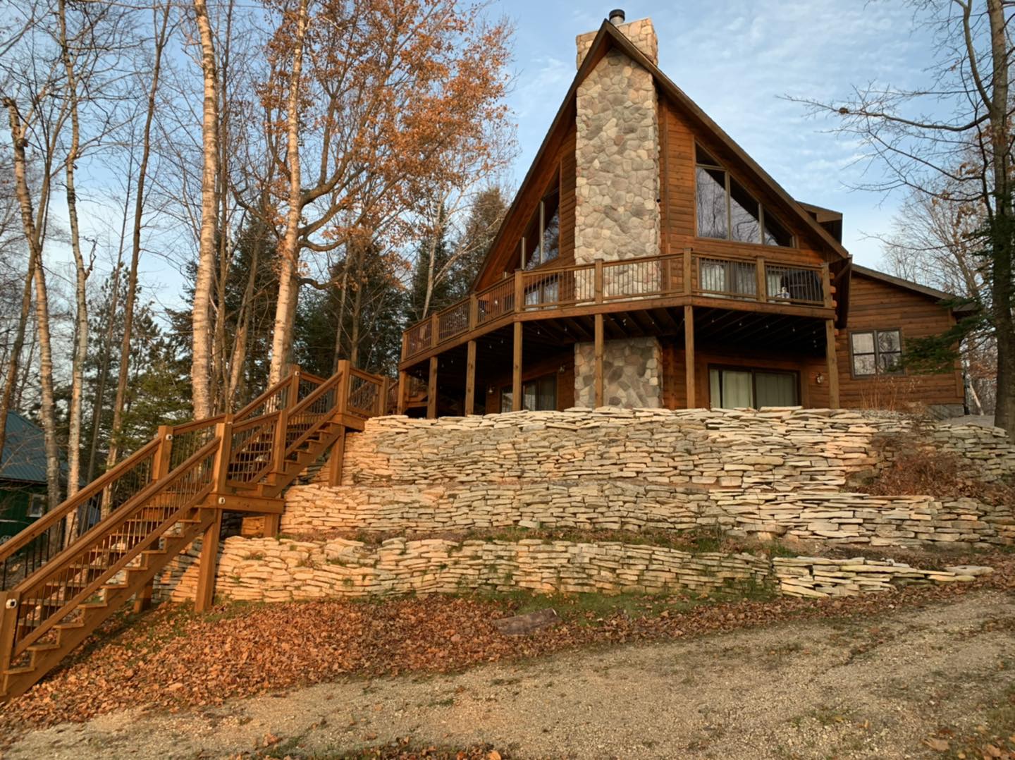 RAPID RIVER RUSTIC CEDAR LOG HOMES | Gallery