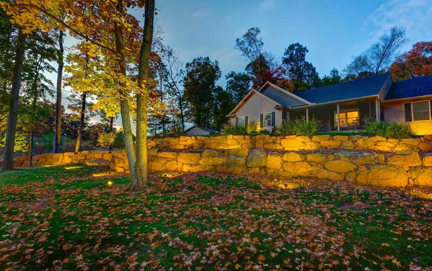 11 Great Landscape Lighting Ideas for Trees, Pools, Walkways, and More