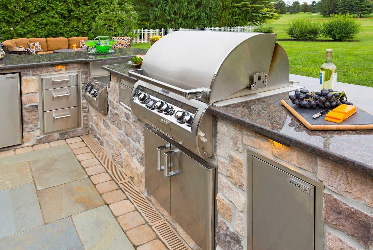 Outdoor Kitchen Countertop Details, Materials, and Ideas to Ponder