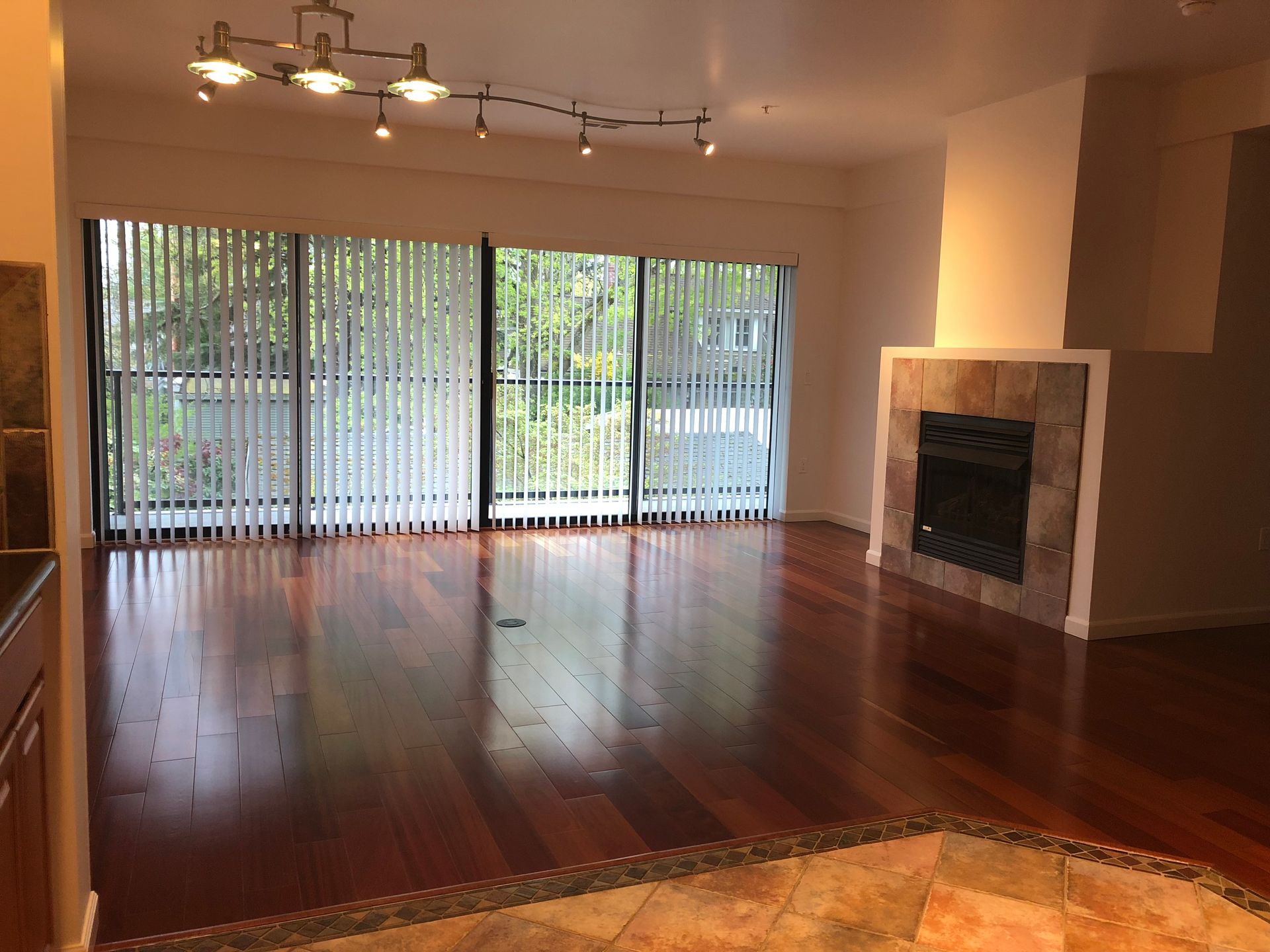Hawthorne 44 Apartments