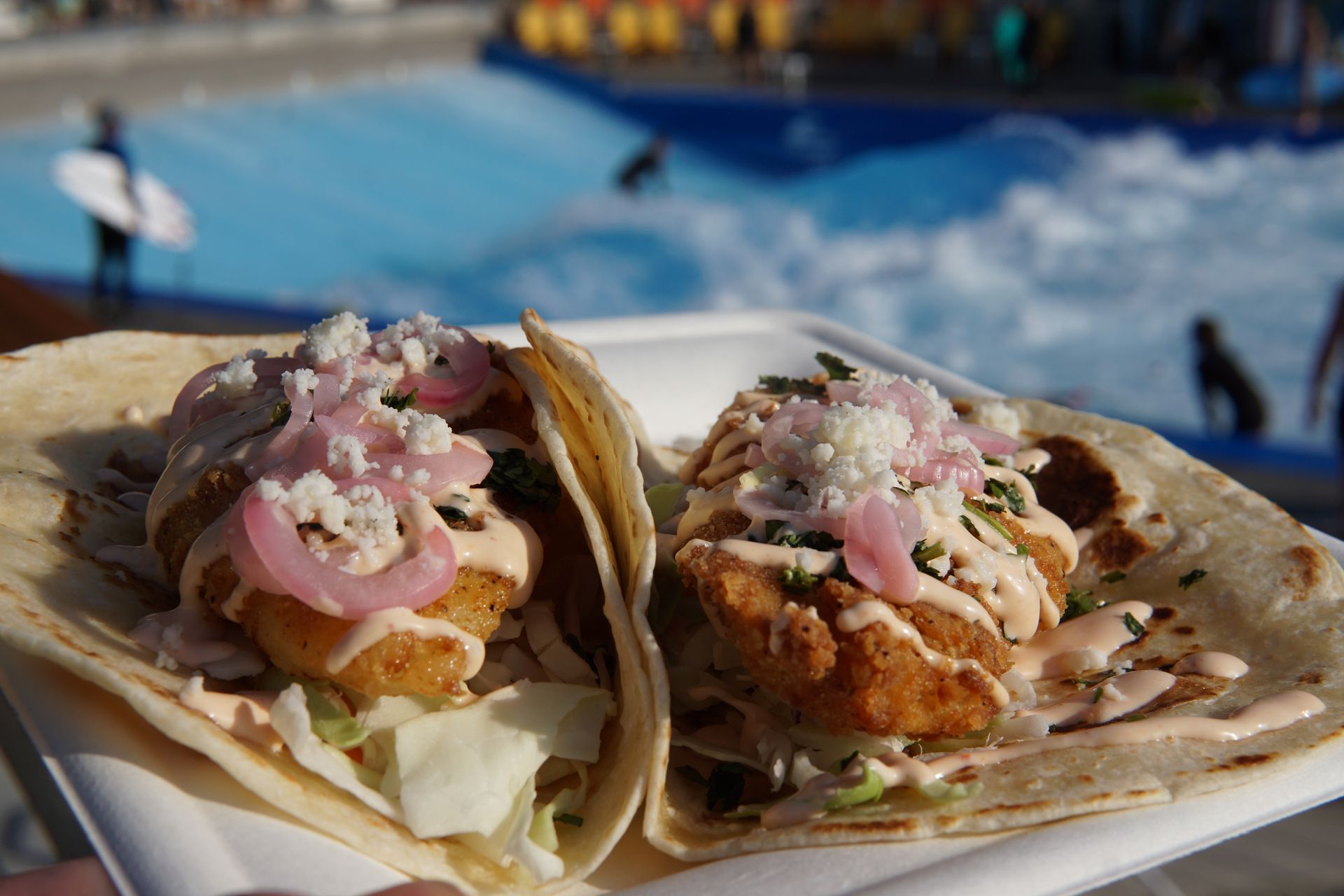 Lakeside Surf Bar, Food and beverage, Food options