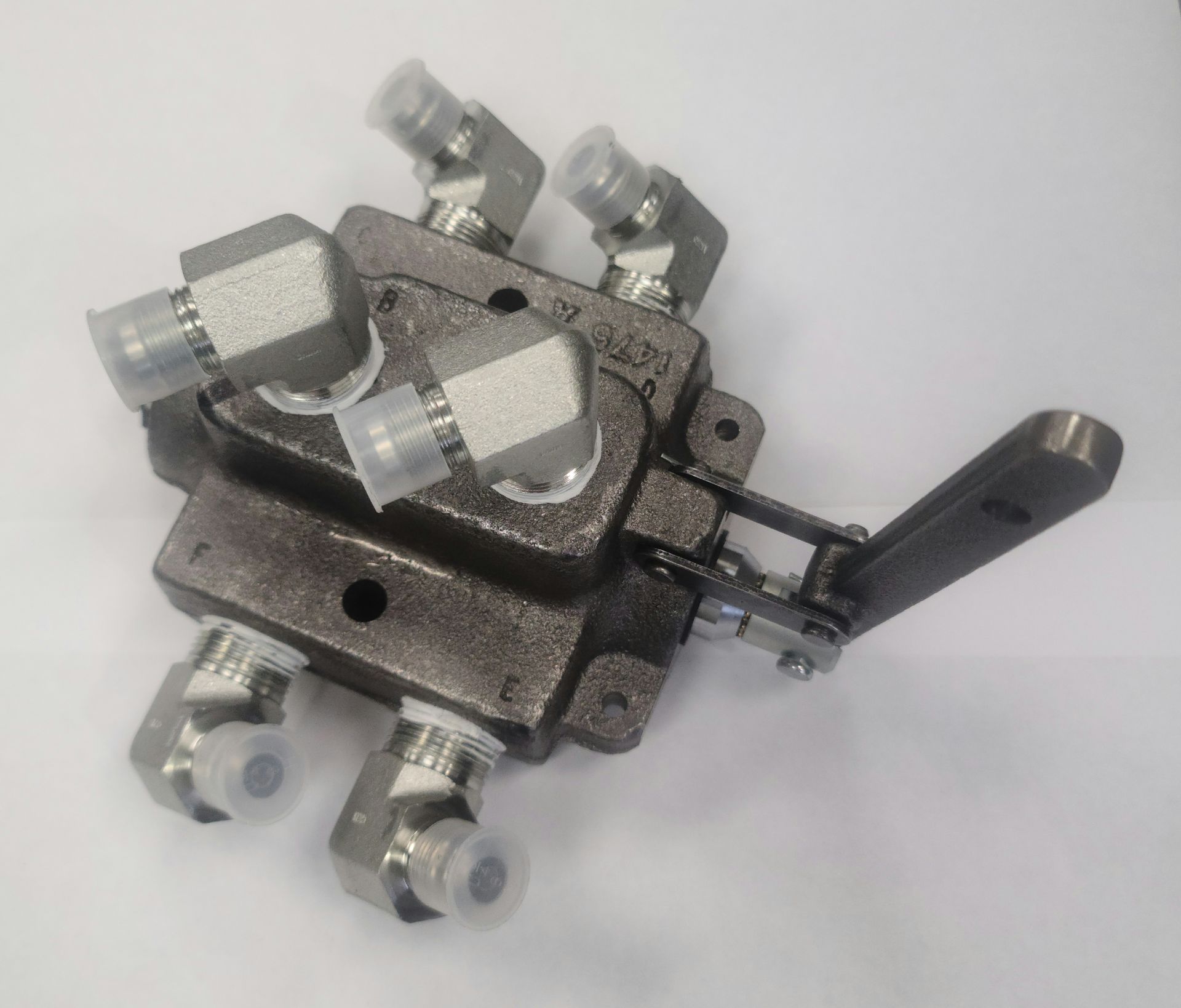 Double Selector Valve