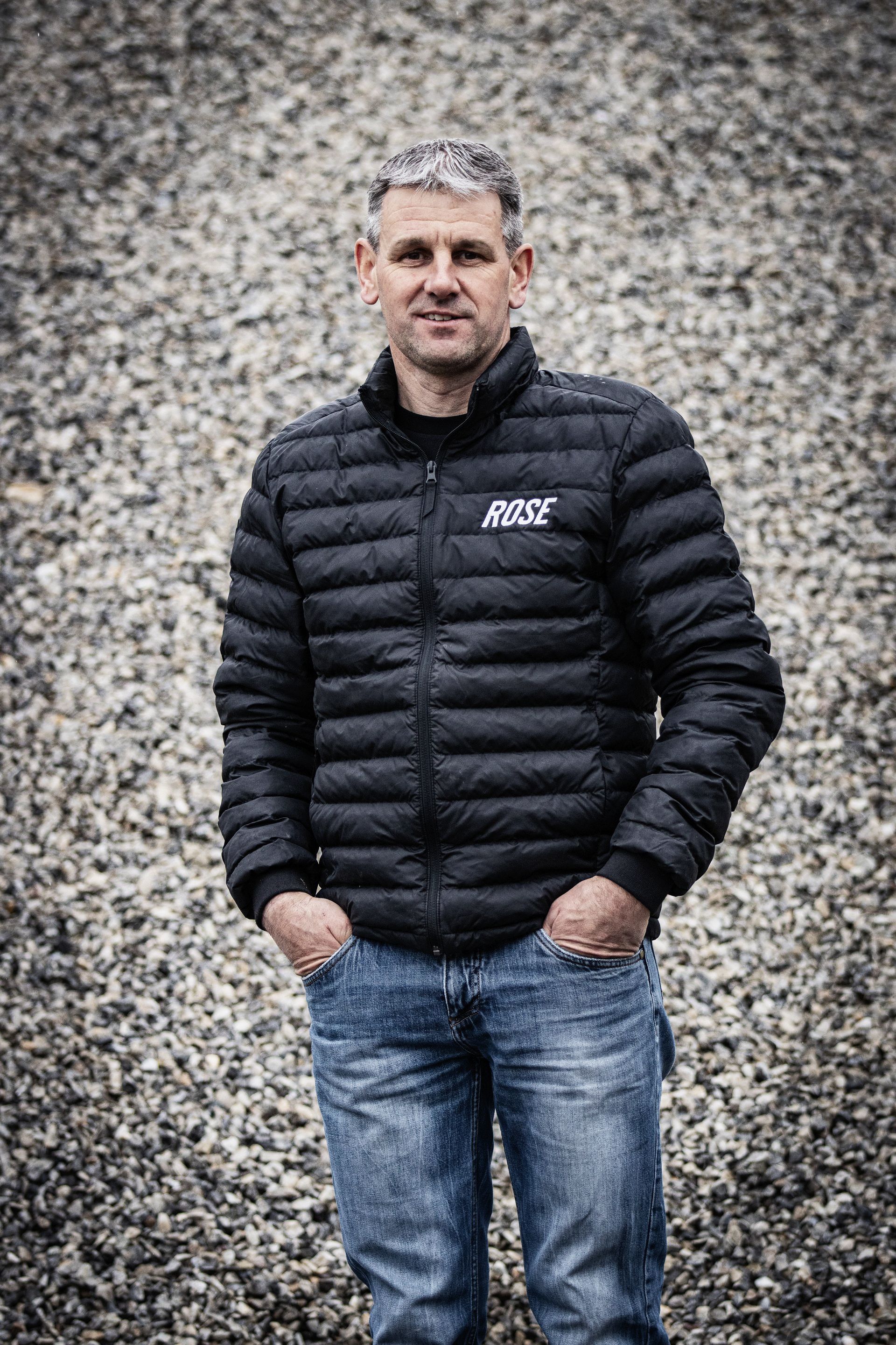 ROSE BIKES SCHWEIZ FACTORY RACING TEAM rose-bikes-racing.ch