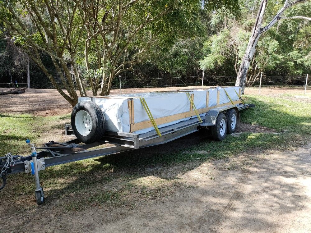 EXCERCISE ROOM "SAM10" - Carrie and Ben, Brookfield, QLD