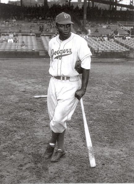 Jackie Robinson Baseball History | Negro League Research