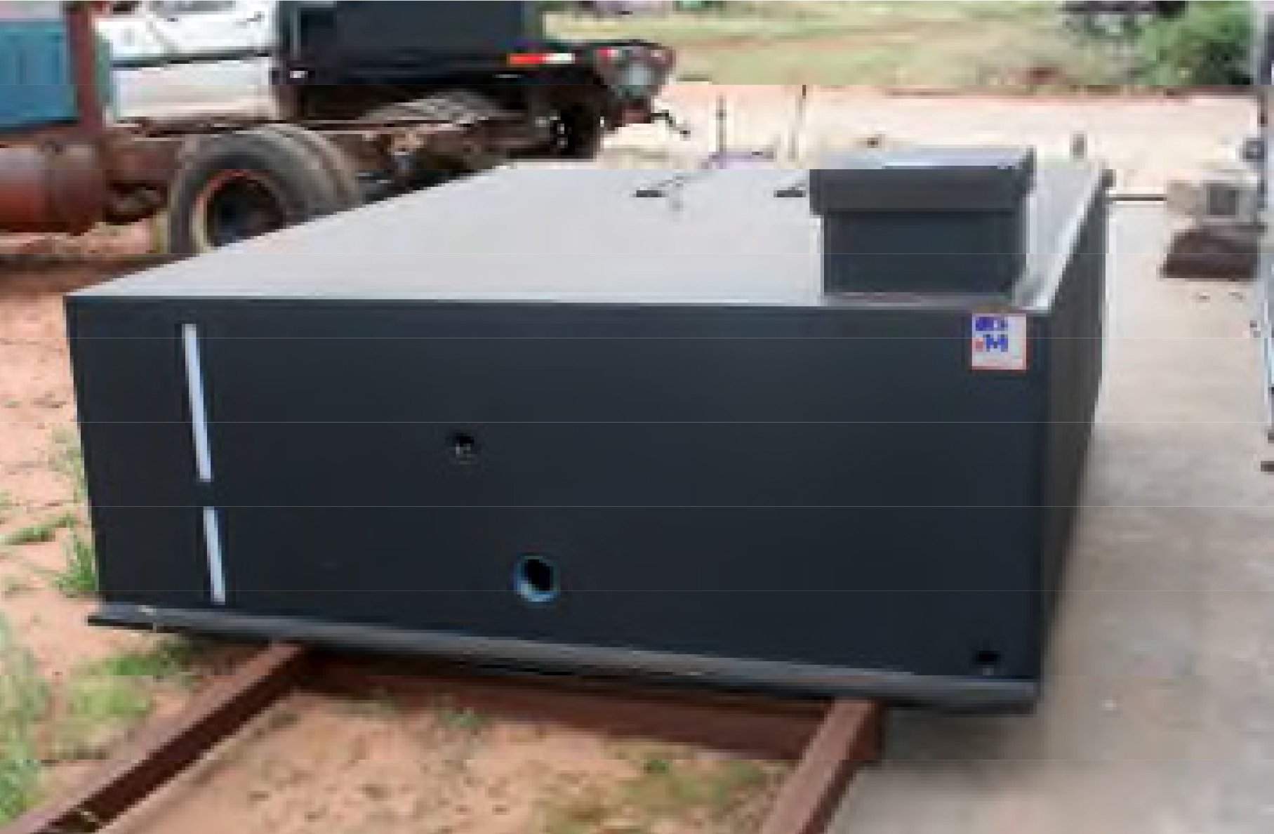 T-Shaped Polypropylene Tanks Built for Your Needs | Plas-Mac, Inc.