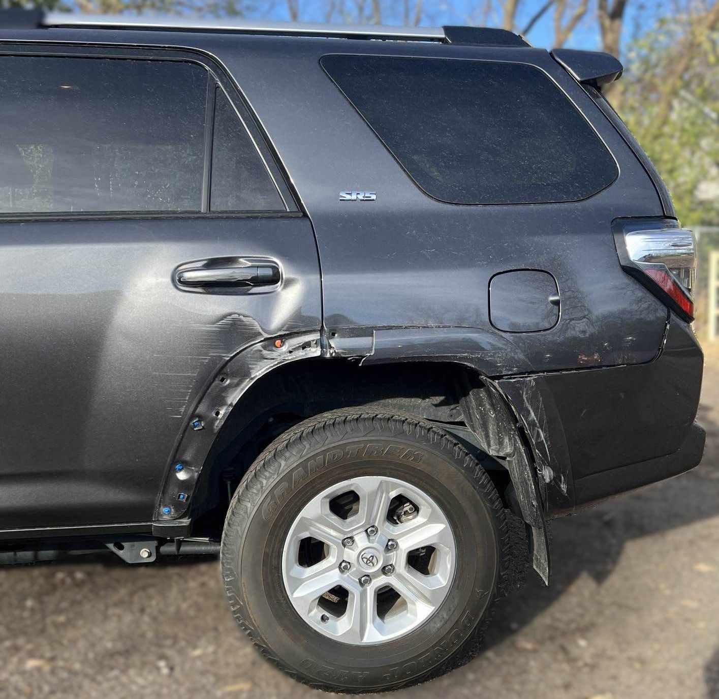 Modern Auto Body: Your Neighborhood Auto Body Shop