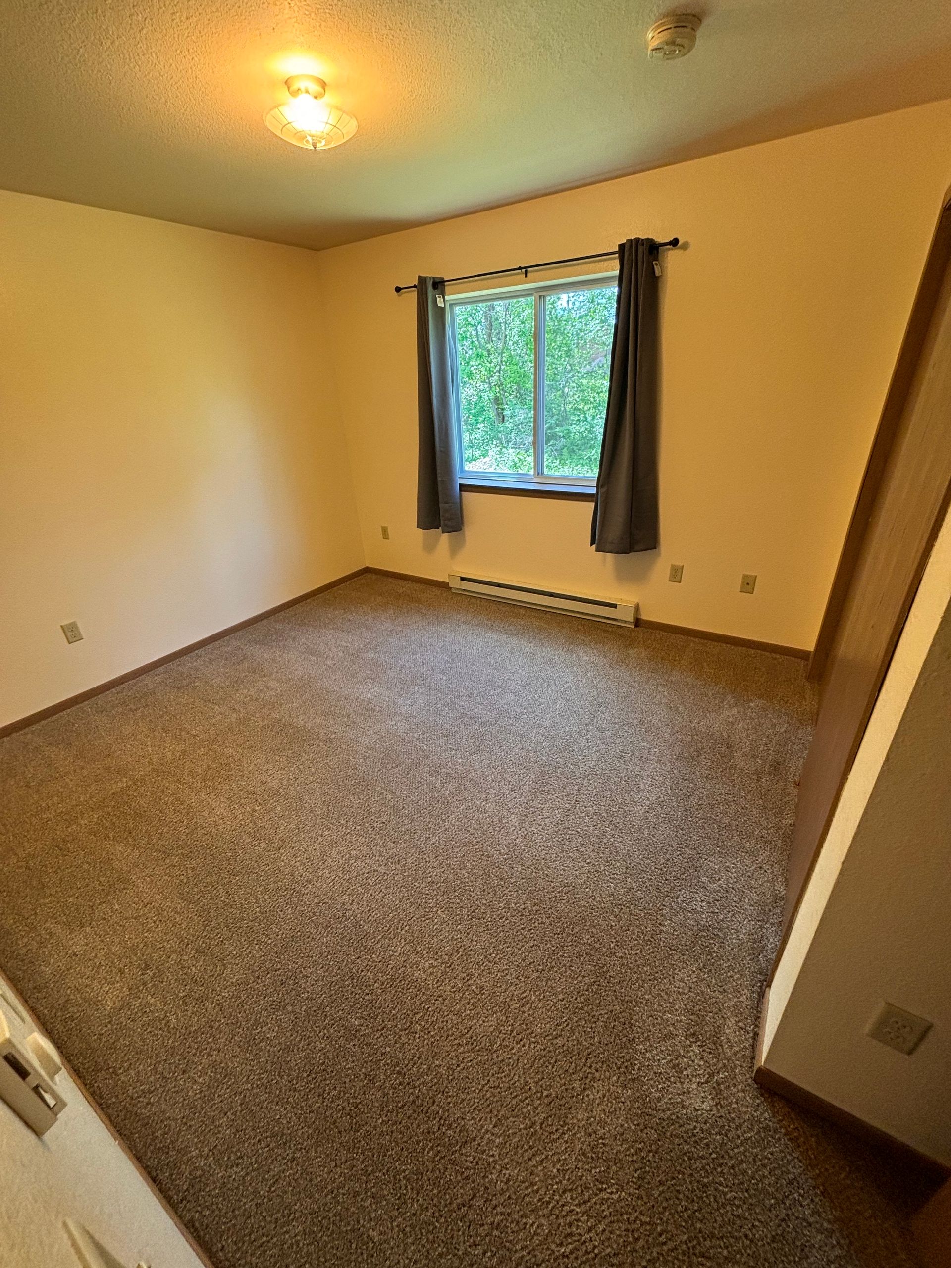 340 Broadway Street | Campusview Real Estate