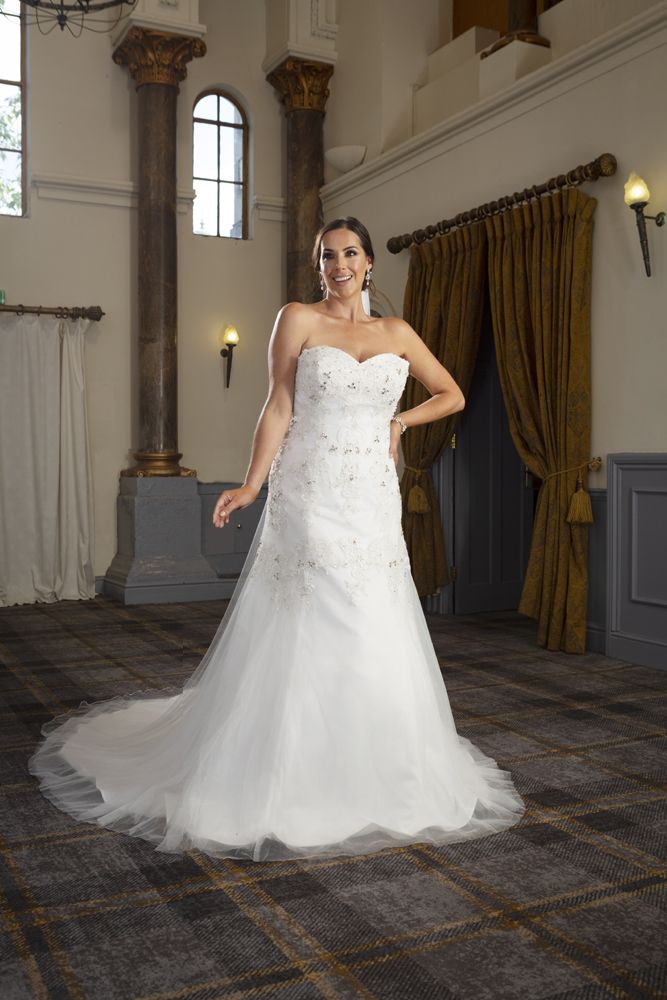 Lydia Couture | Designer Wedding Dresses