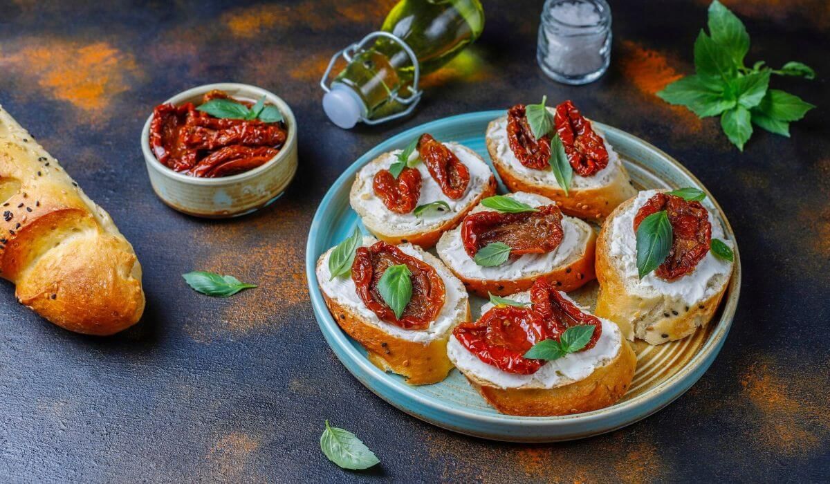 What's Included in a Standard Finger Food Catering Package