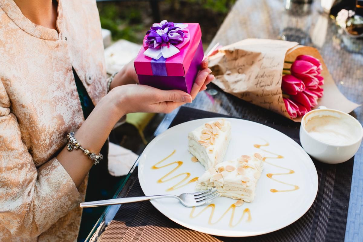 50th Birthday Catering: Ideas, Pricing & Service Option