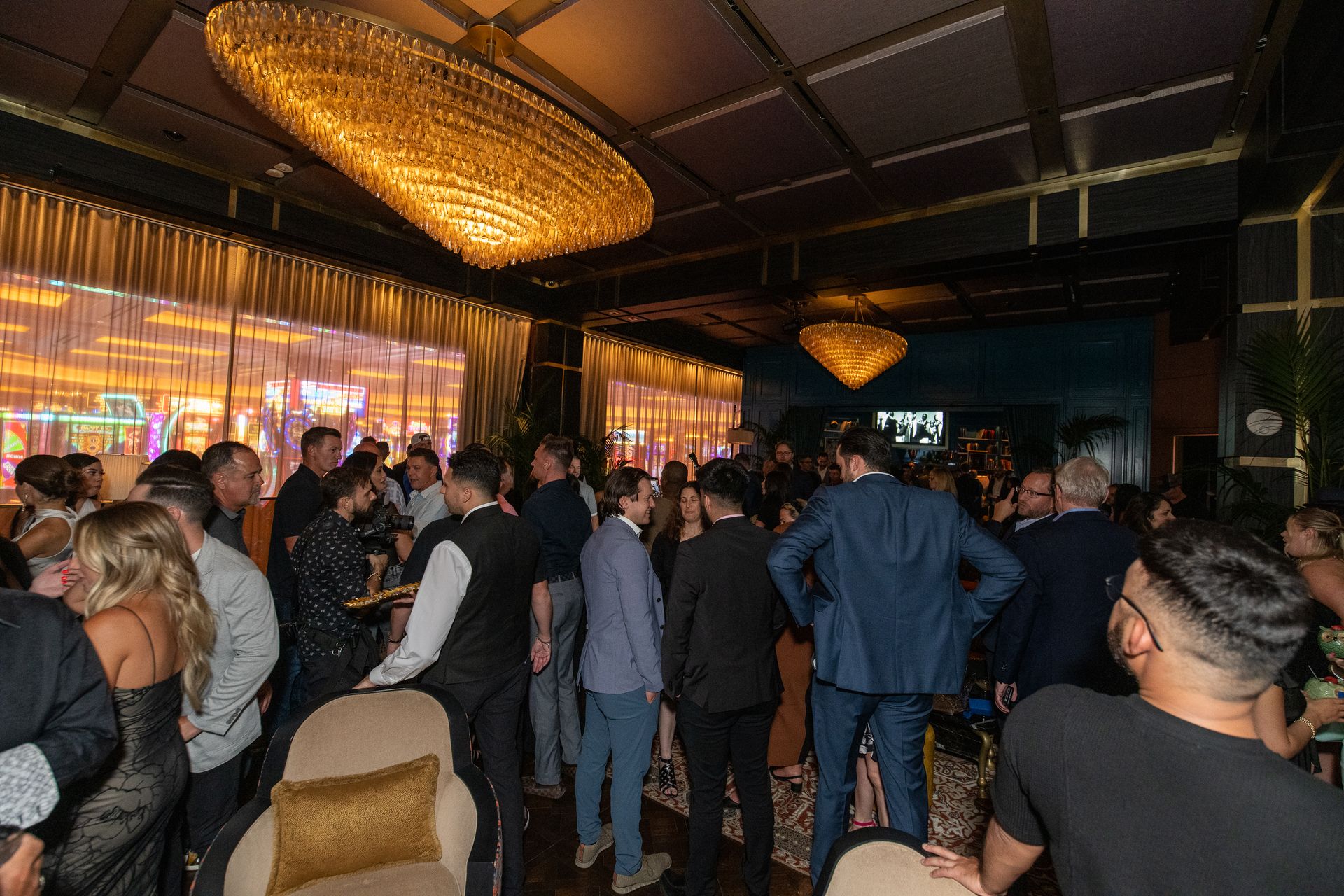 Juliet Cocktail Room Gallery | Juliet Cocktail Room Photos