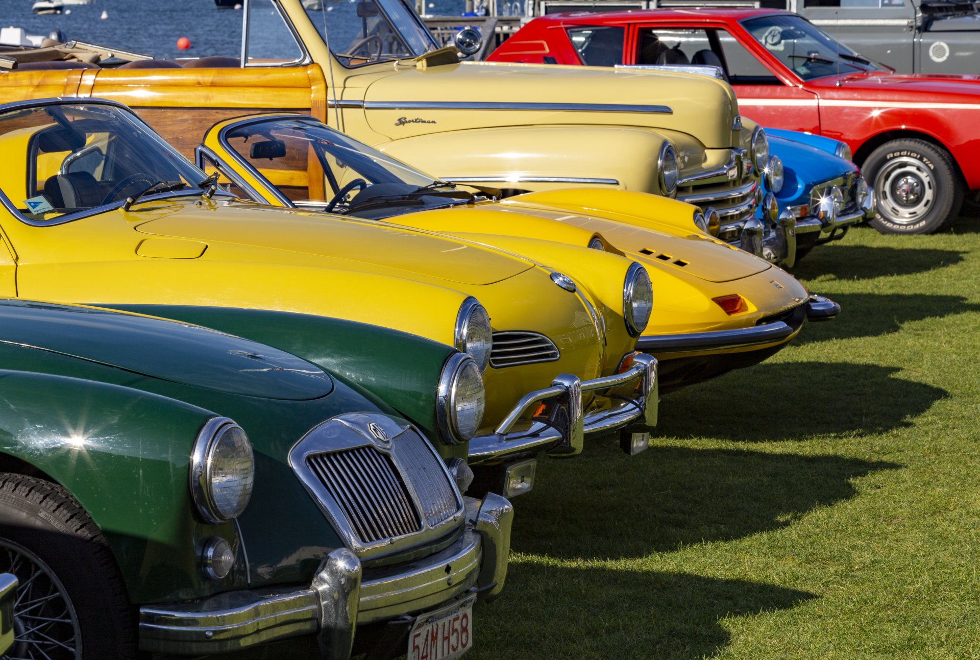 GREAT HARBOR YACHT CLUB CAR SHOW