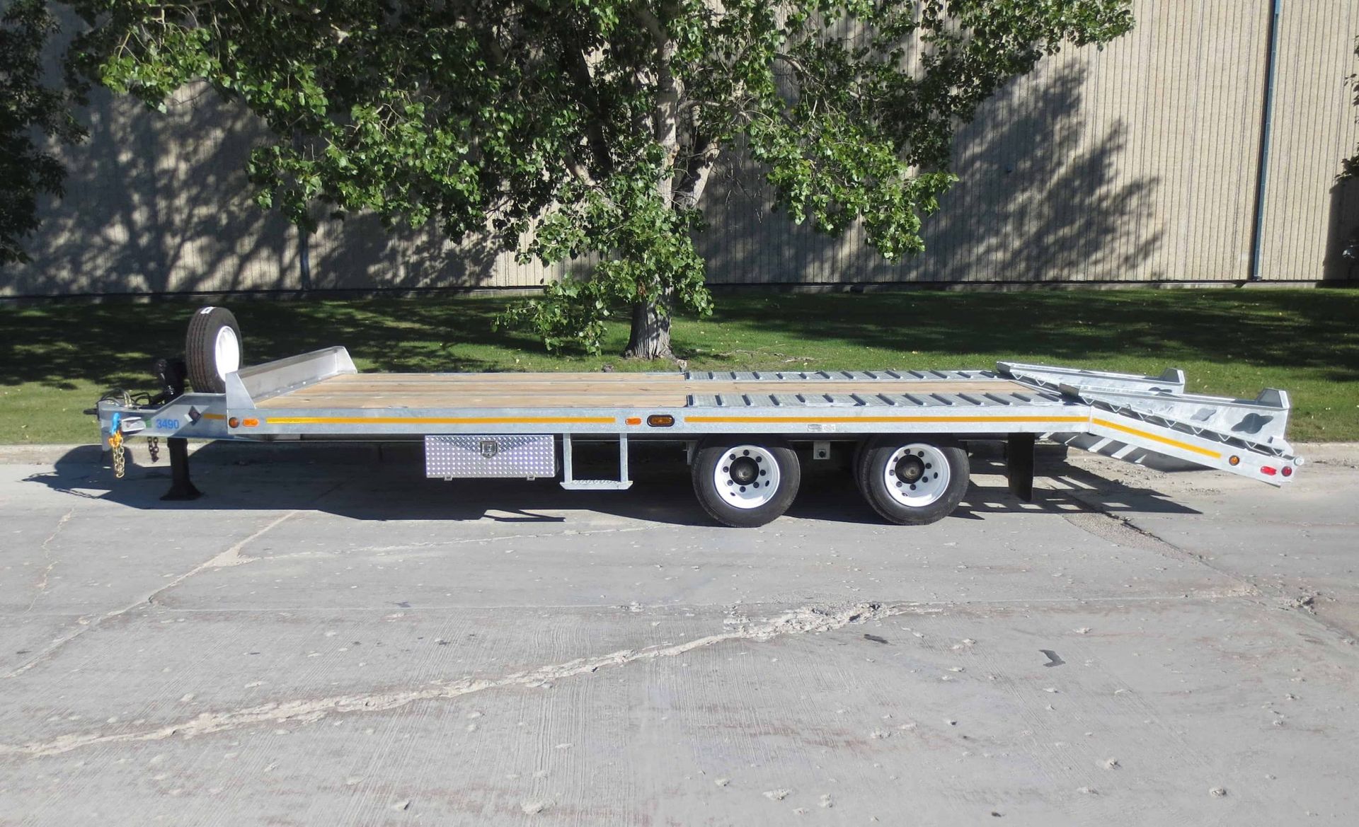 Deck Over Trailers | Saturn Industries | Winnipeg, Manitoba