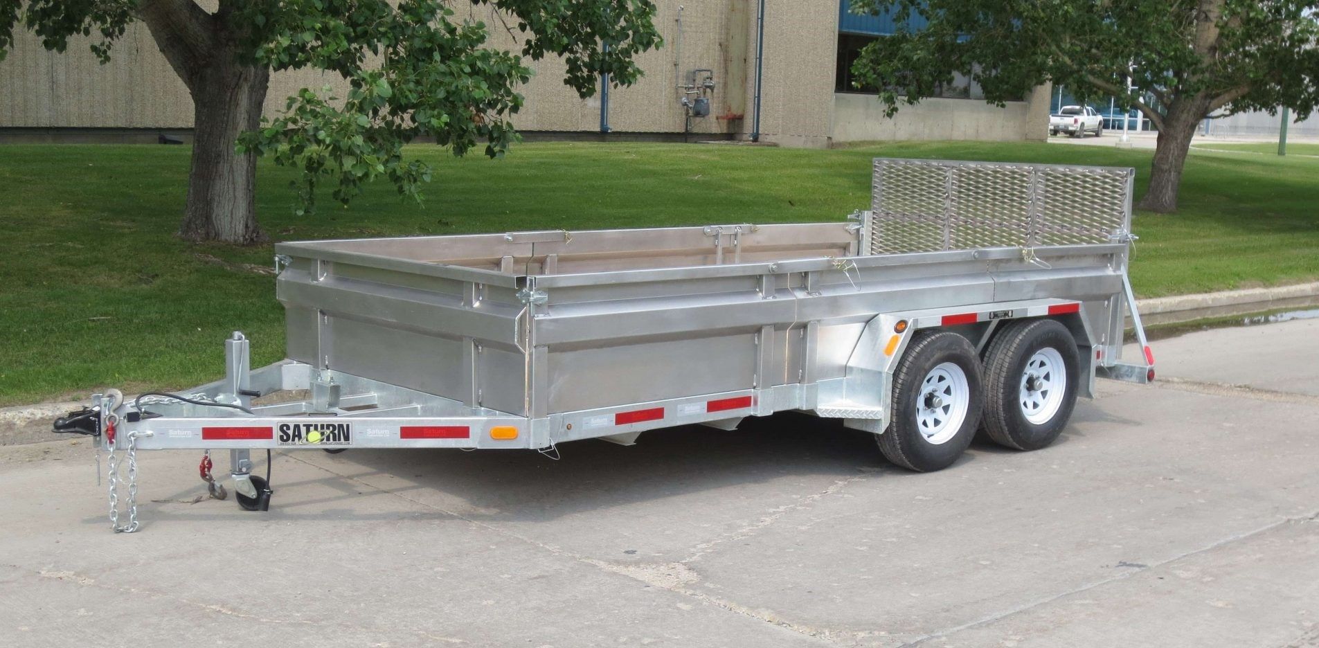 Utility Trailers | Saturn Industries | Winnipeg, Manitoba