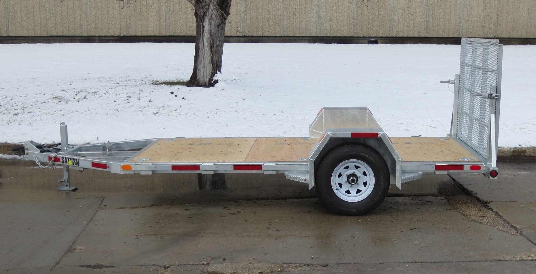 Utility Trailers | Saturn Industries | Winnipeg, Manitoba