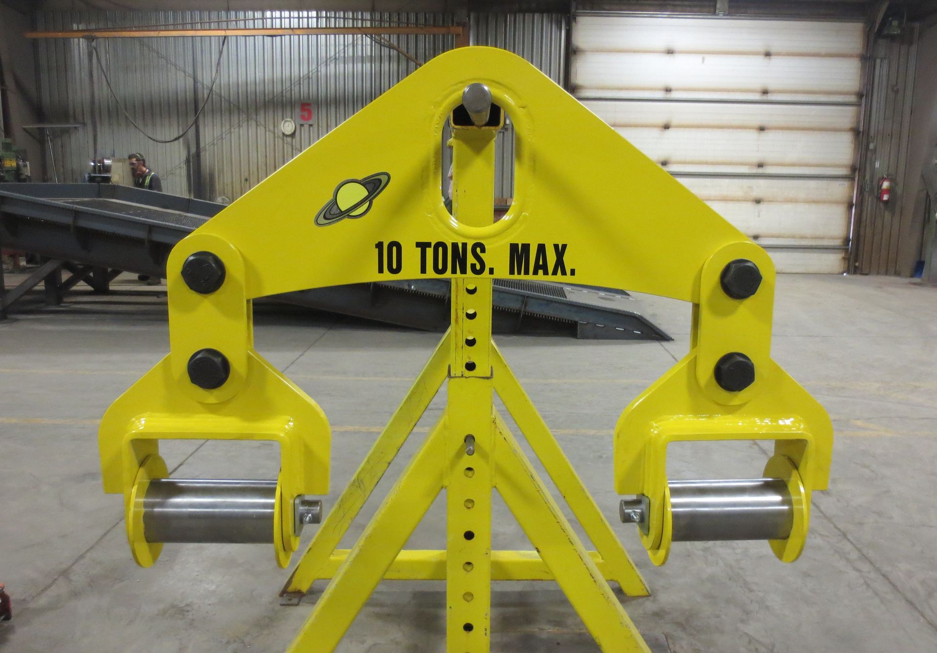 Specialty Lifting Devices | Saturn Industries | Winnipeg