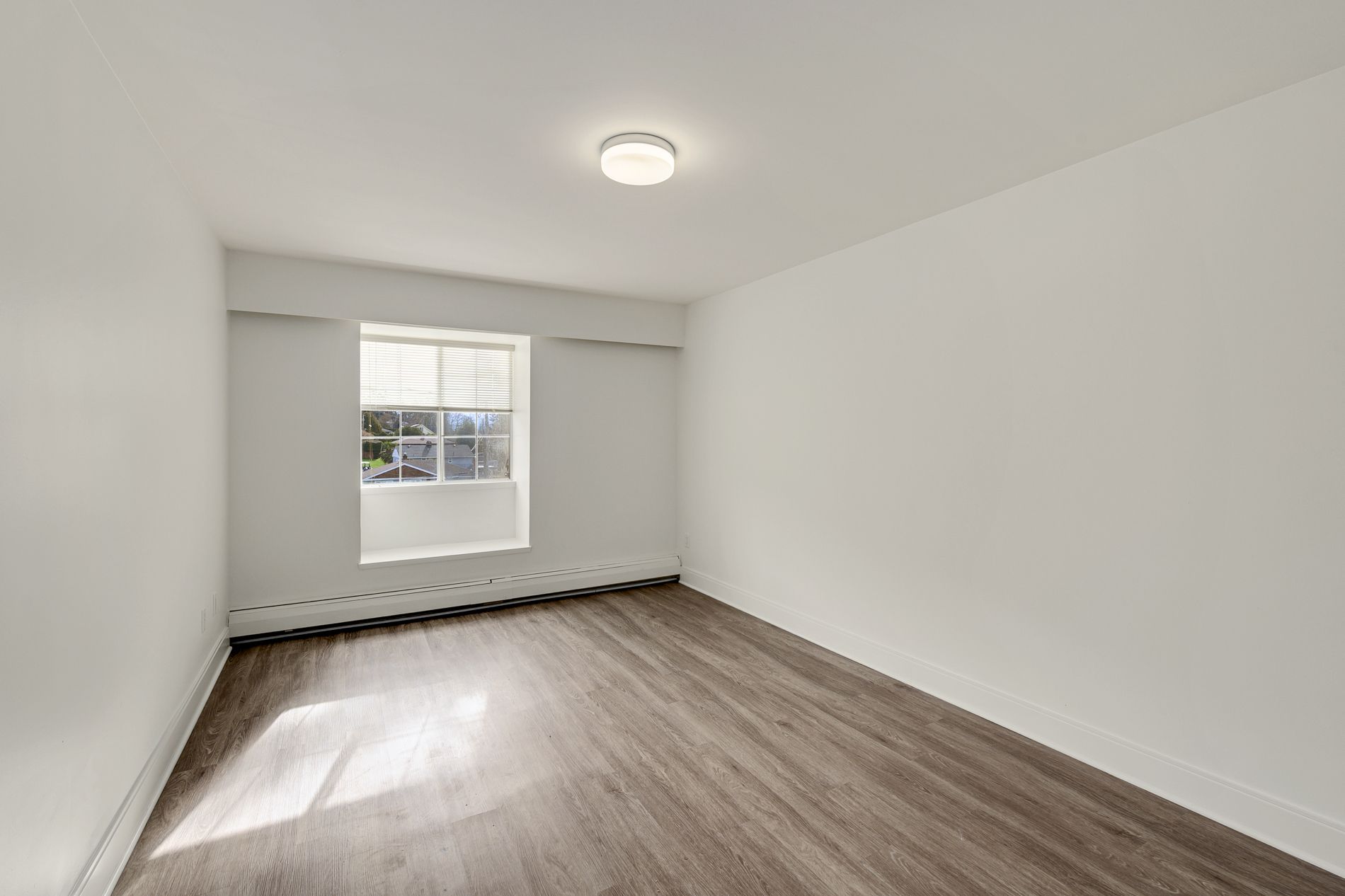Fraser Tolmie Apartments - Gallery