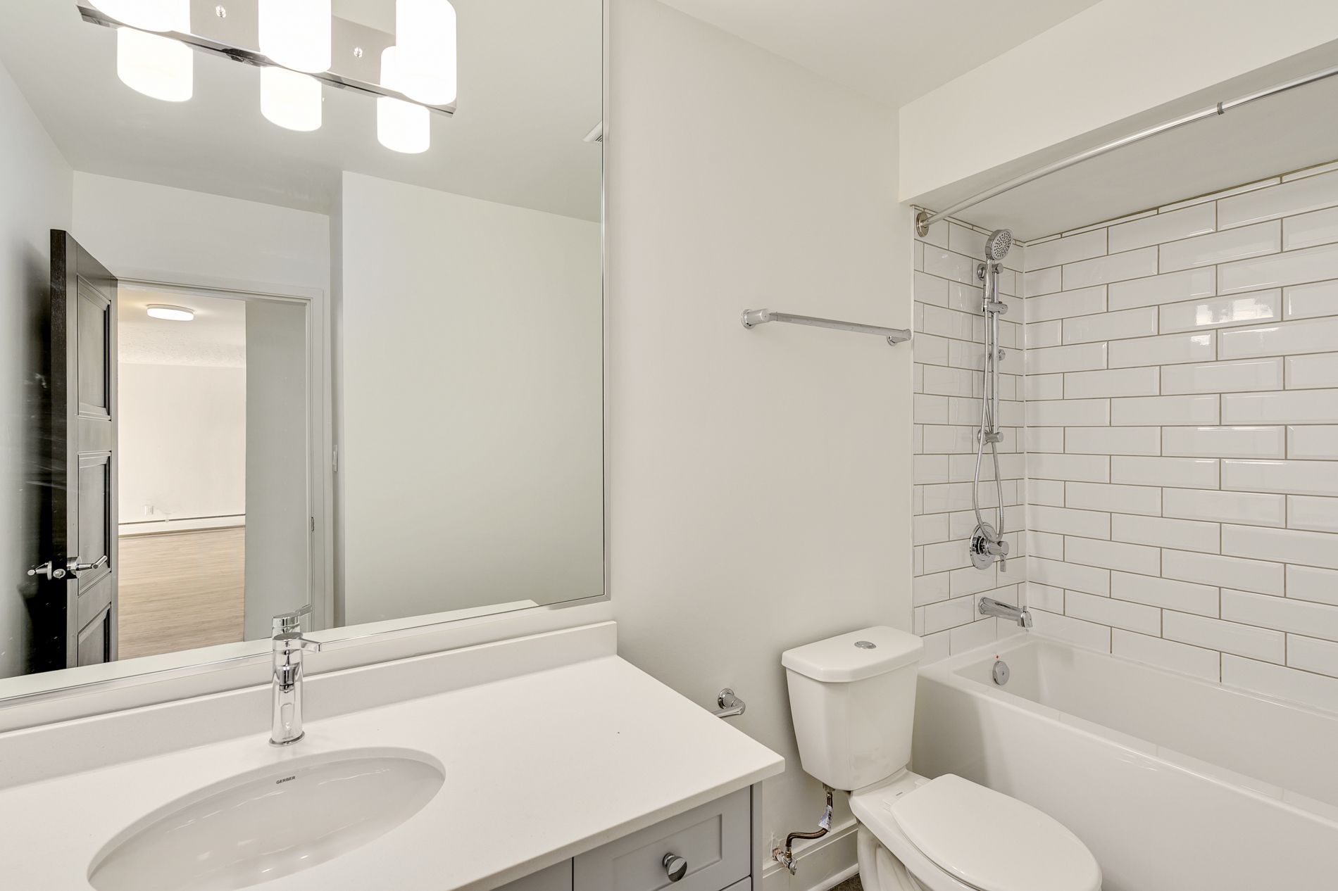 Fraser Tolmie Apartments - Gallery