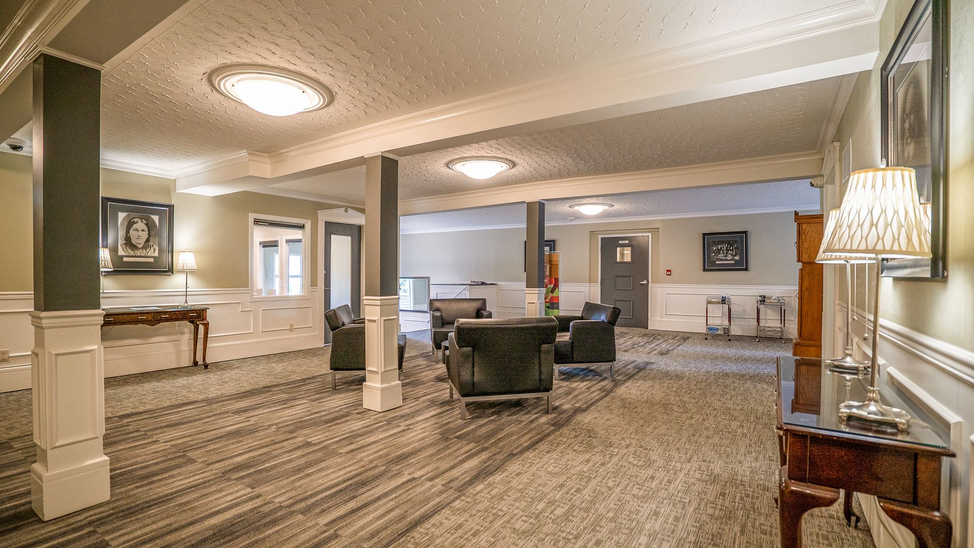 Fraser Tolmie Apartments - Gallery