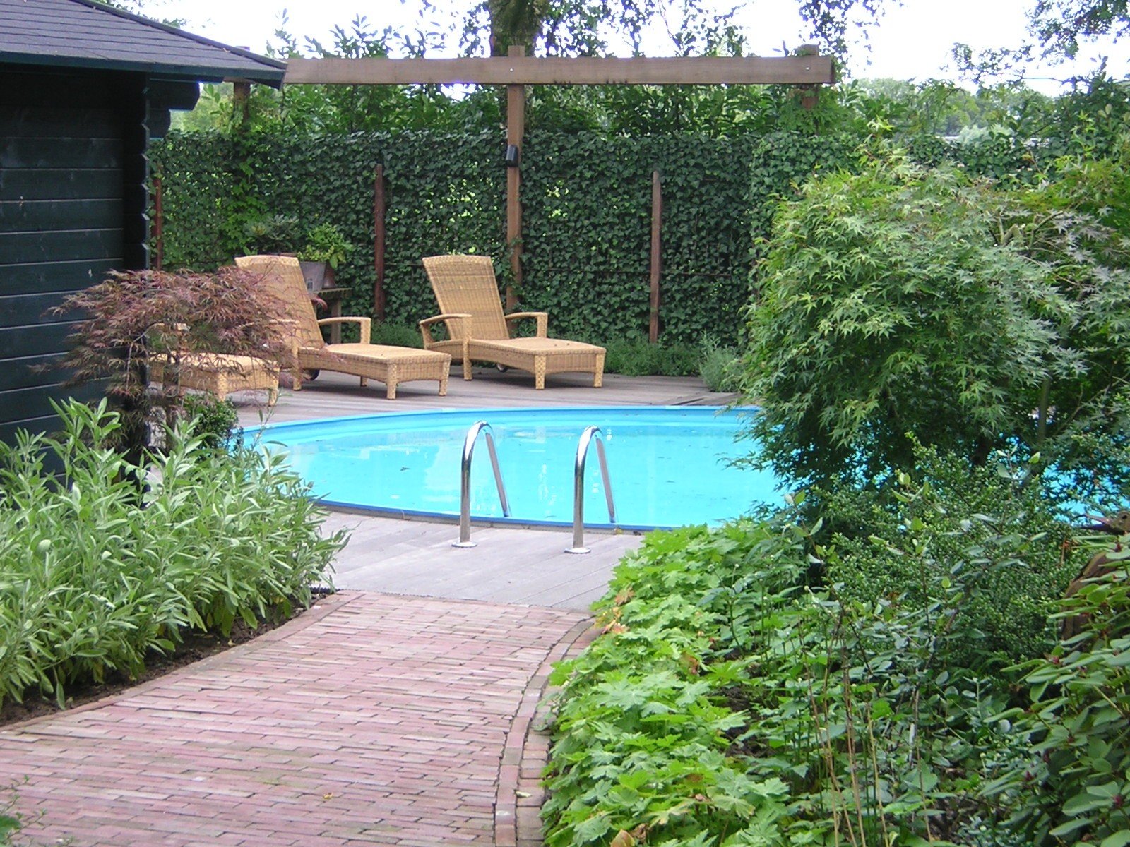 Urban Greening Supplier & Installer | Living Walls | Green Screens