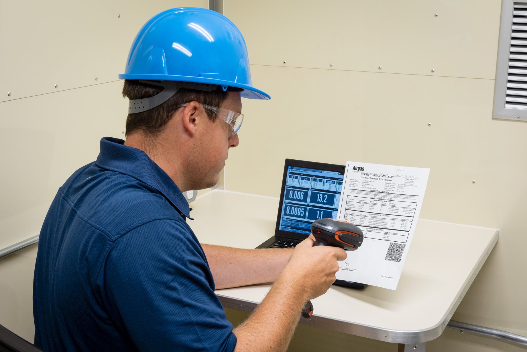 SEAL™ Controller for CEMS | CEMTEK KVB-Enertec