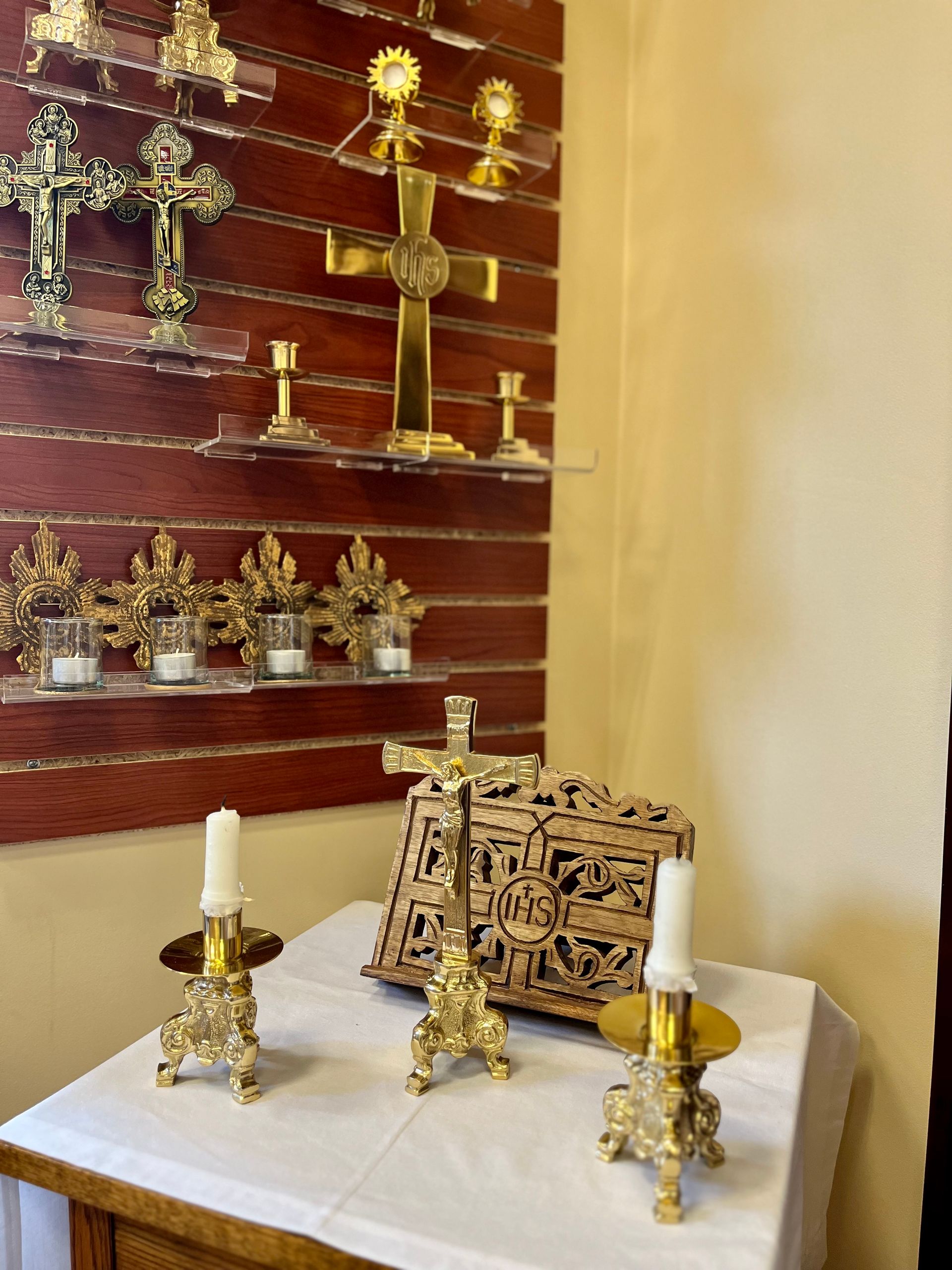THE CATHEDRAL GIFT SHOP