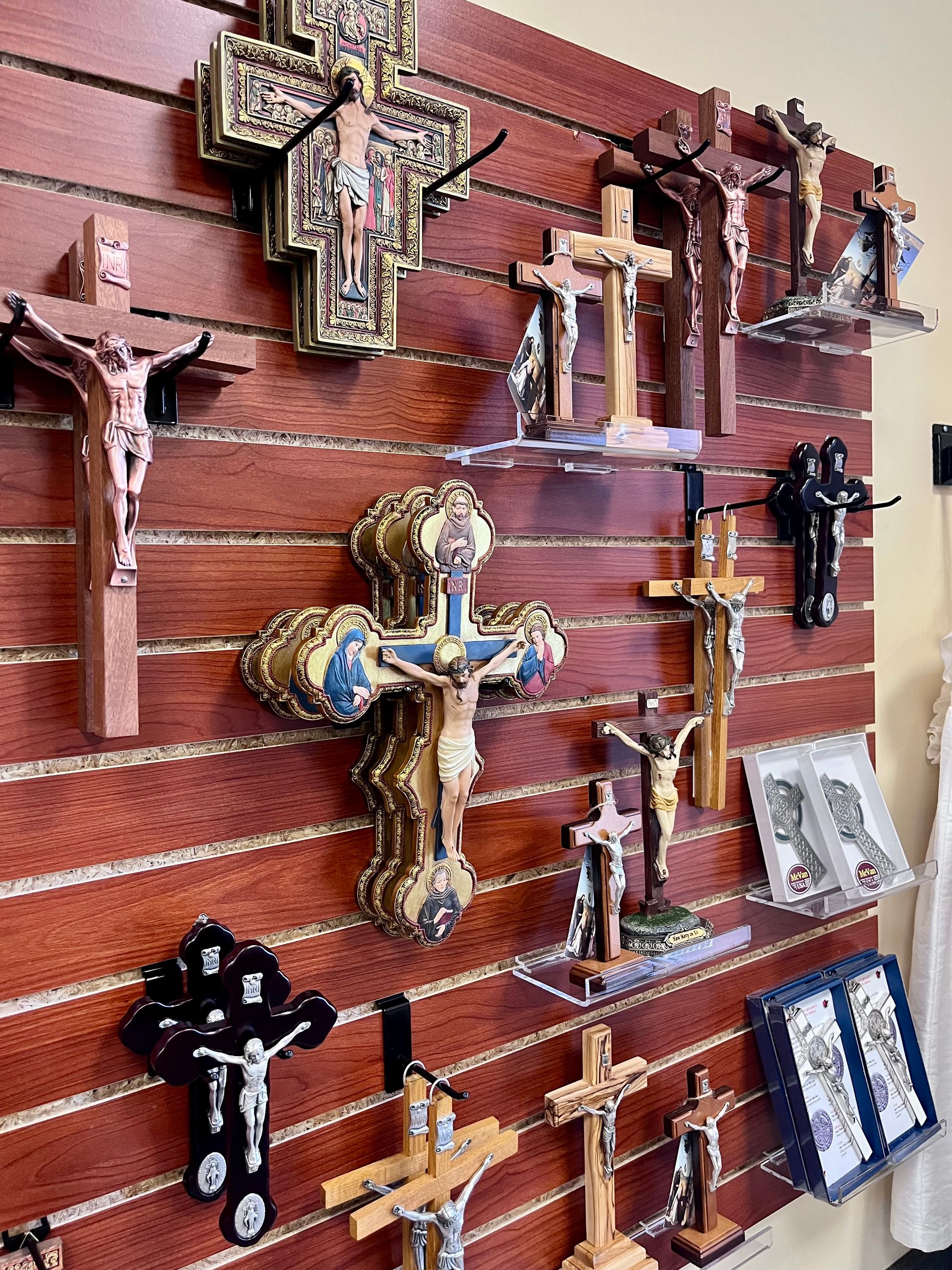 THE CATHEDRAL GIFT SHOP