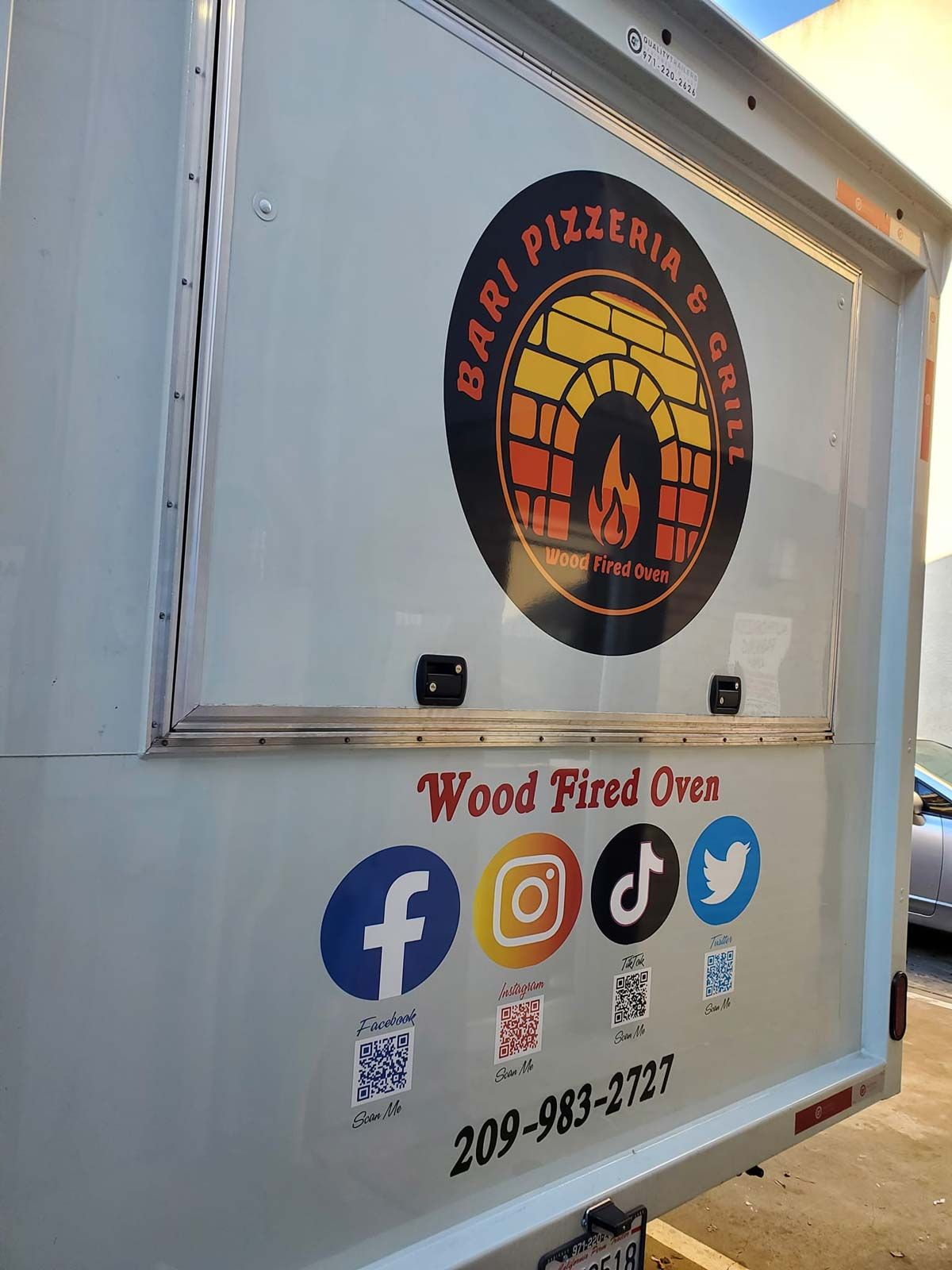 Magnetic Signs for Cars, Trucks & Vans in Manteca, CA