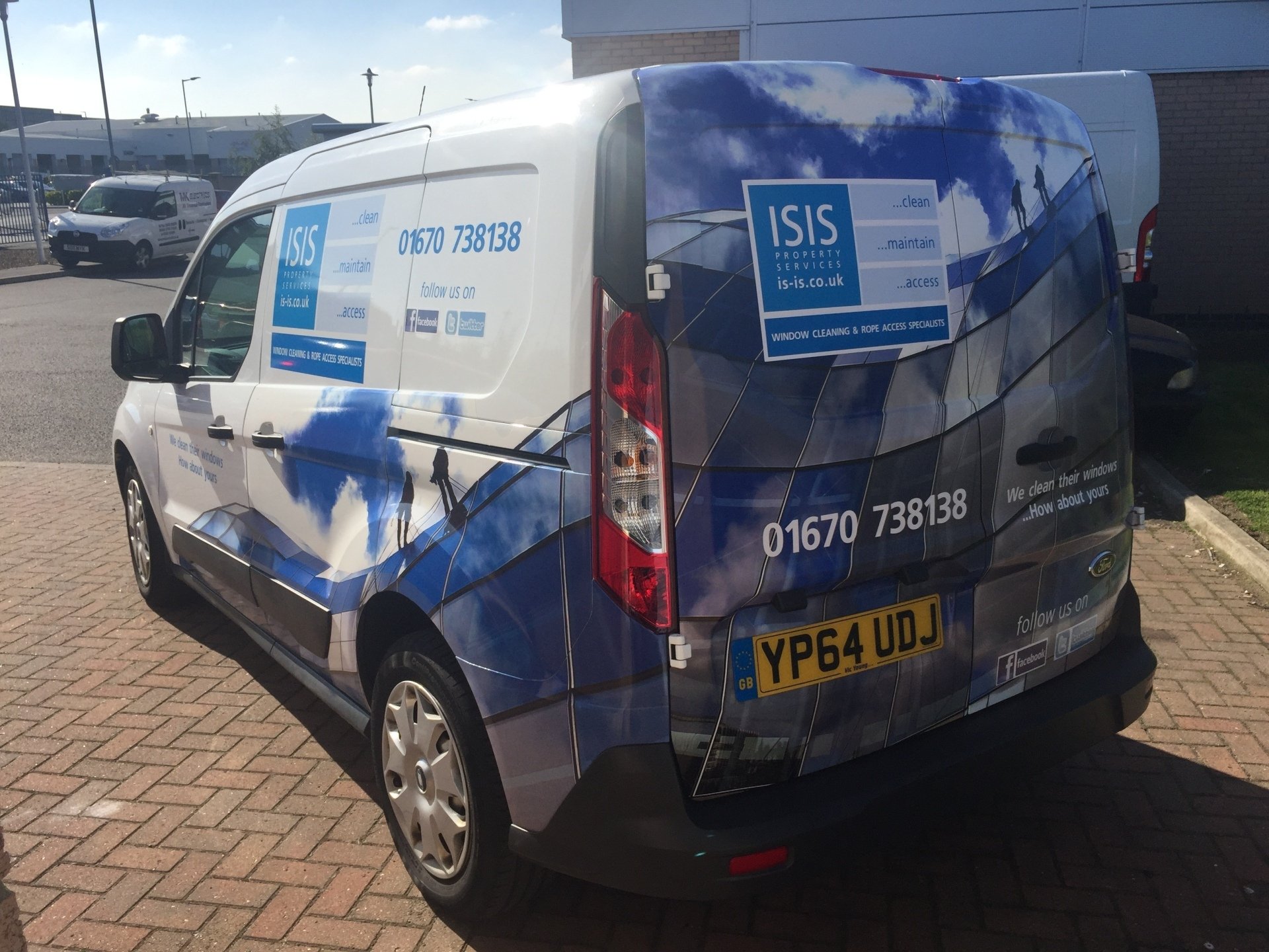 Sprinter Signs Auto Styling