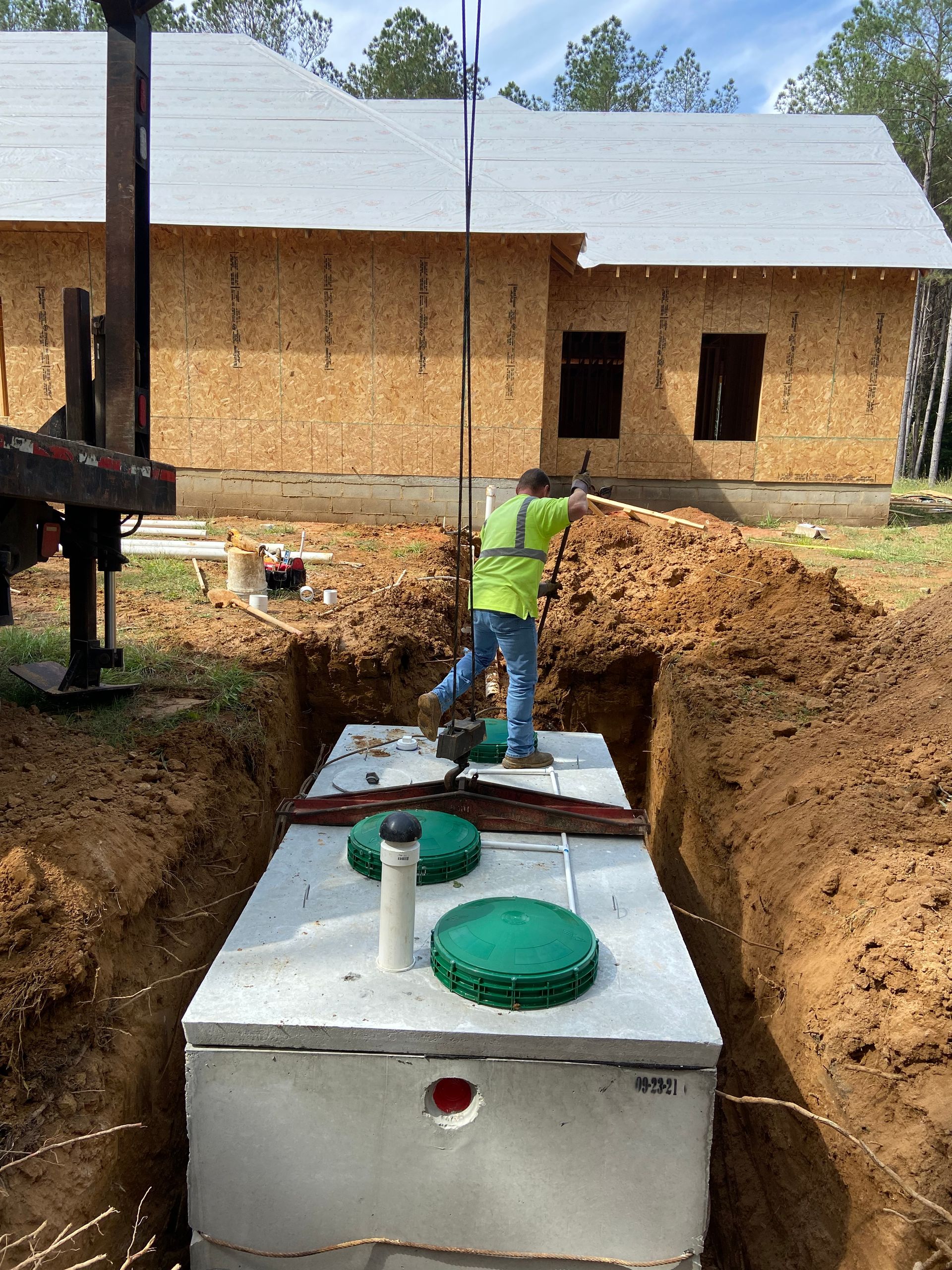 Spotting the Signs: How to Identify a Failing Septic Field Line