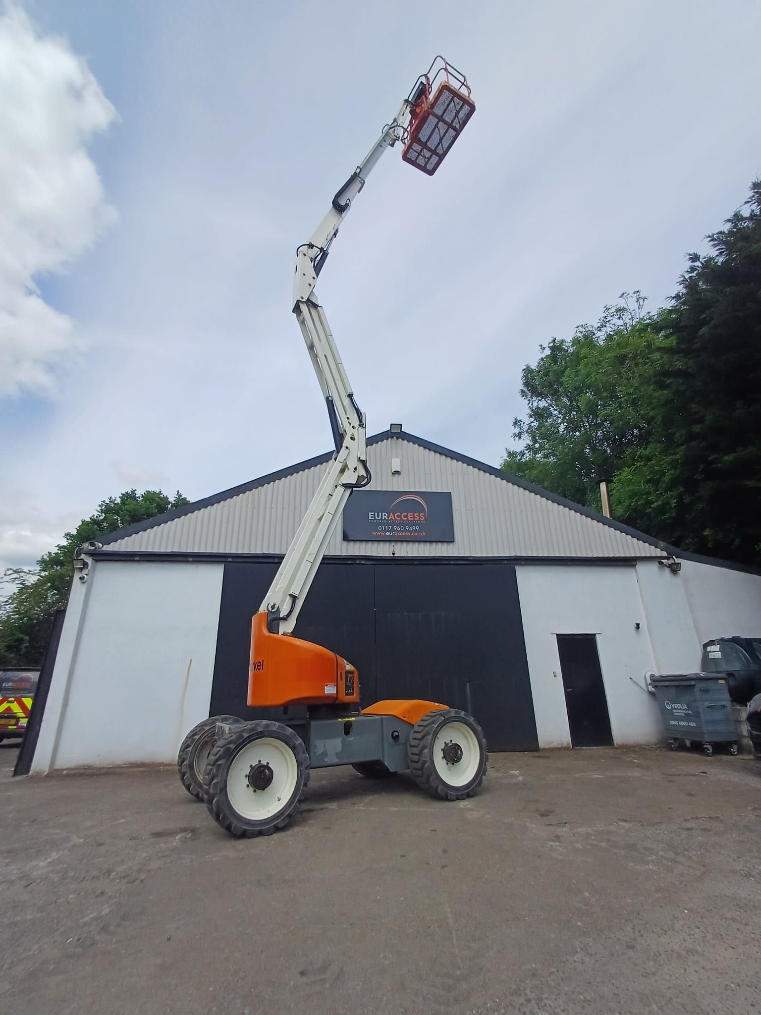 Gallery | Used Powered Access and Scissor Lift Machines at Euracess
