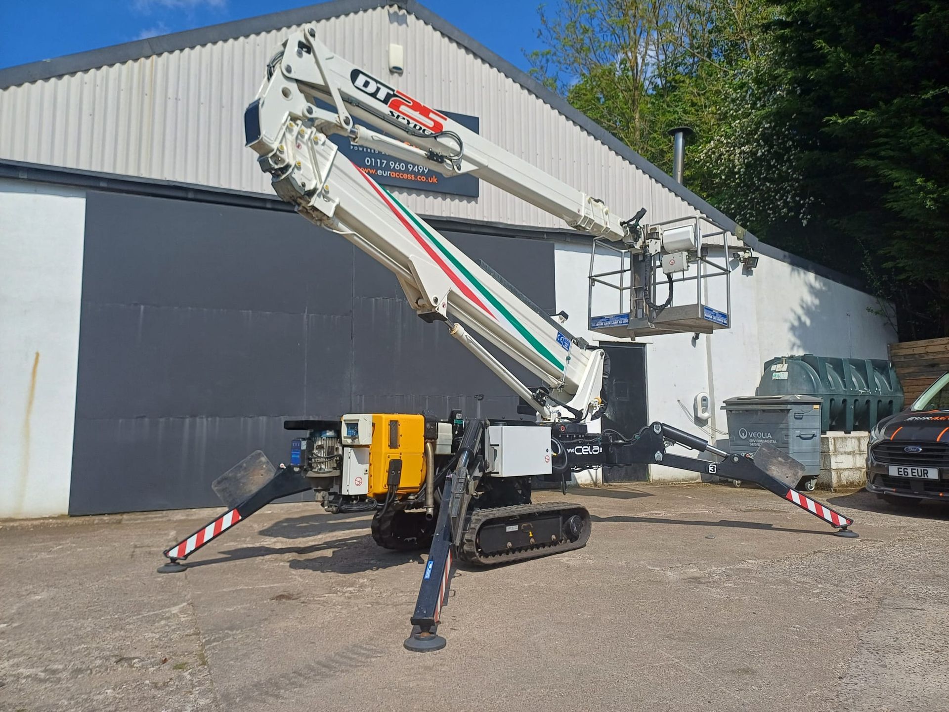 Gallery | Used Powered Access and Scissor Lift Machines at Euracess