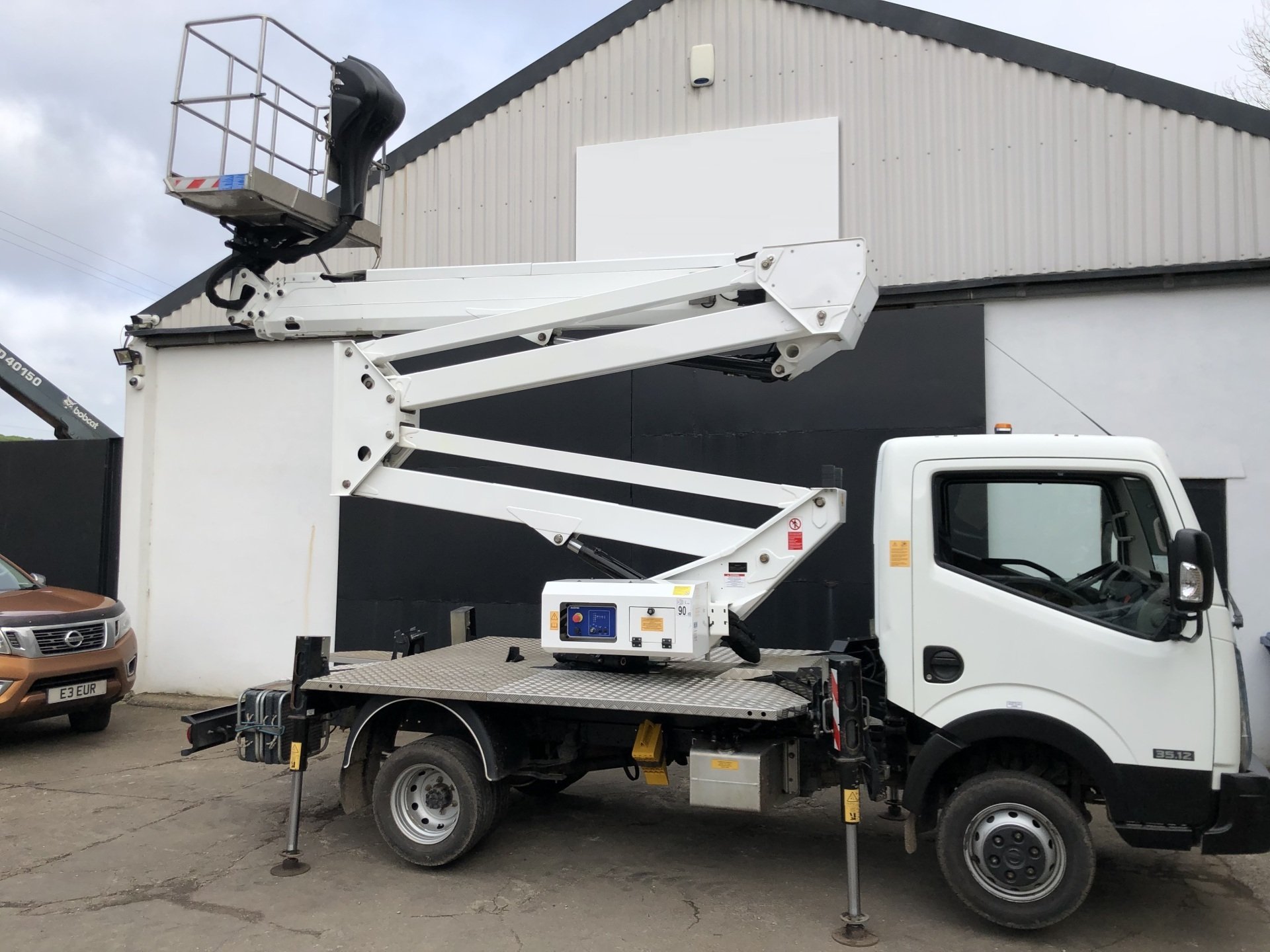 Gallery | Used Powered Access and Scissor Lift Machines at Euracess