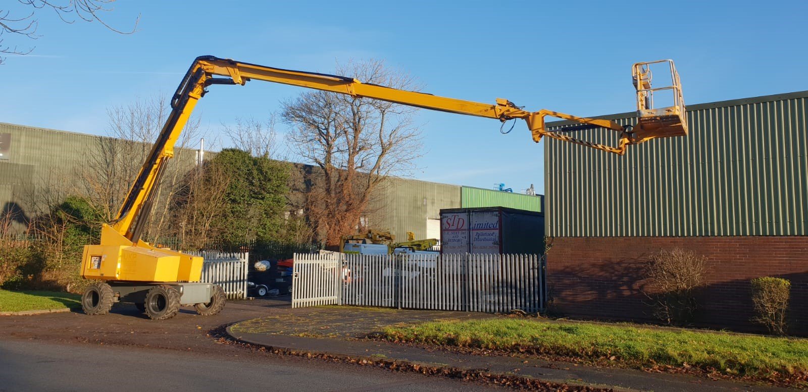 Gallery | Used Powered Access and Scissor Lift Machines at Euracess