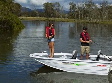 Stacer 409 Proline Striker